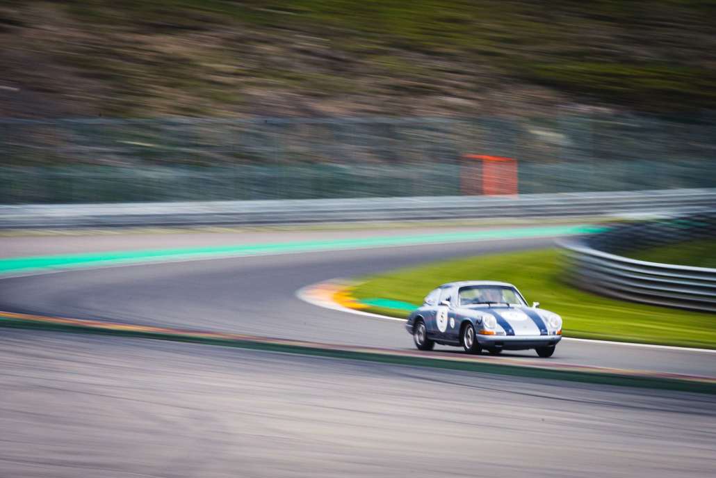 Classic Racing Porsche 911 Wallpaper The Original Porsche 911 S/T Is A