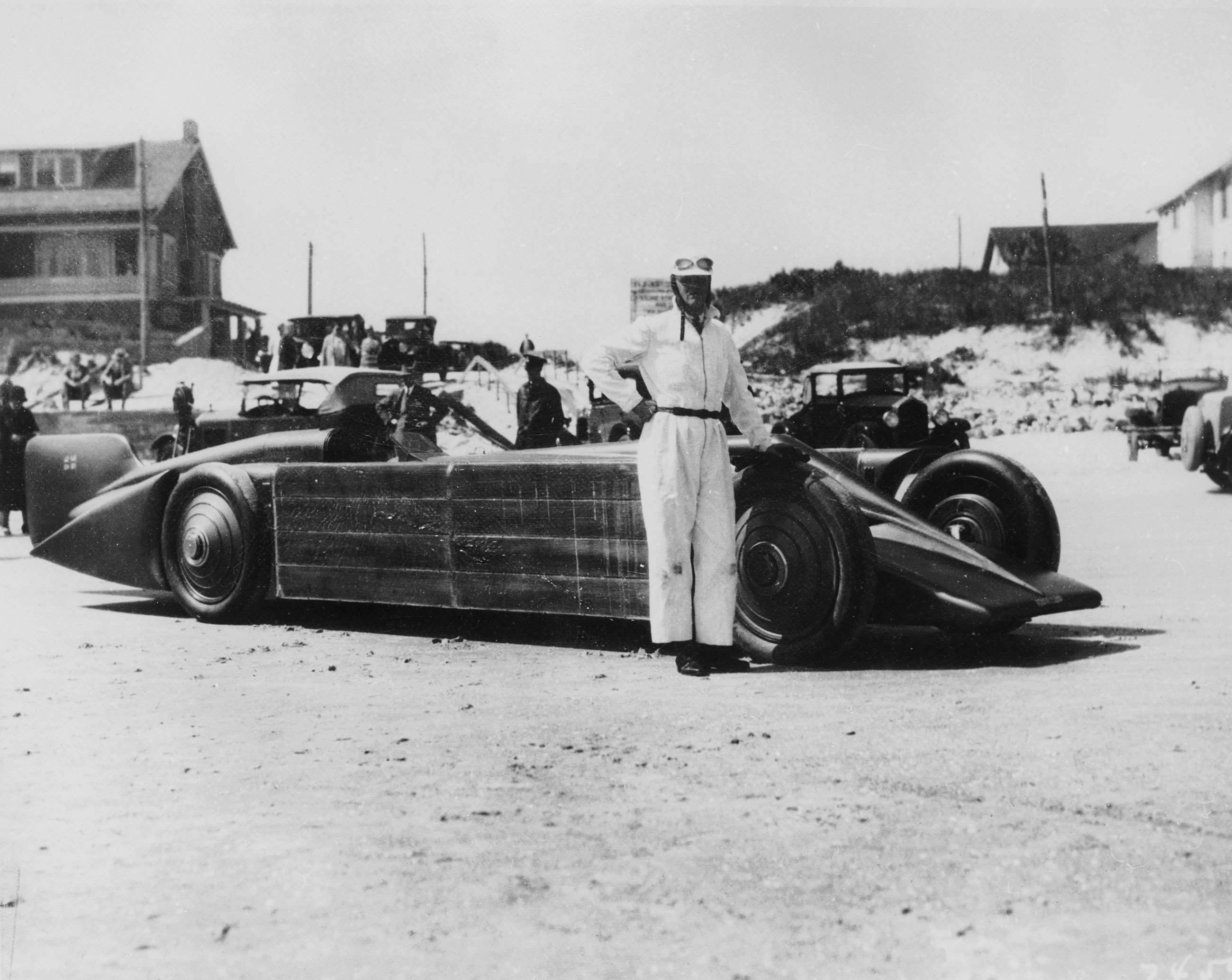 The nine coolest Land Speed Record cars (List) | GRR