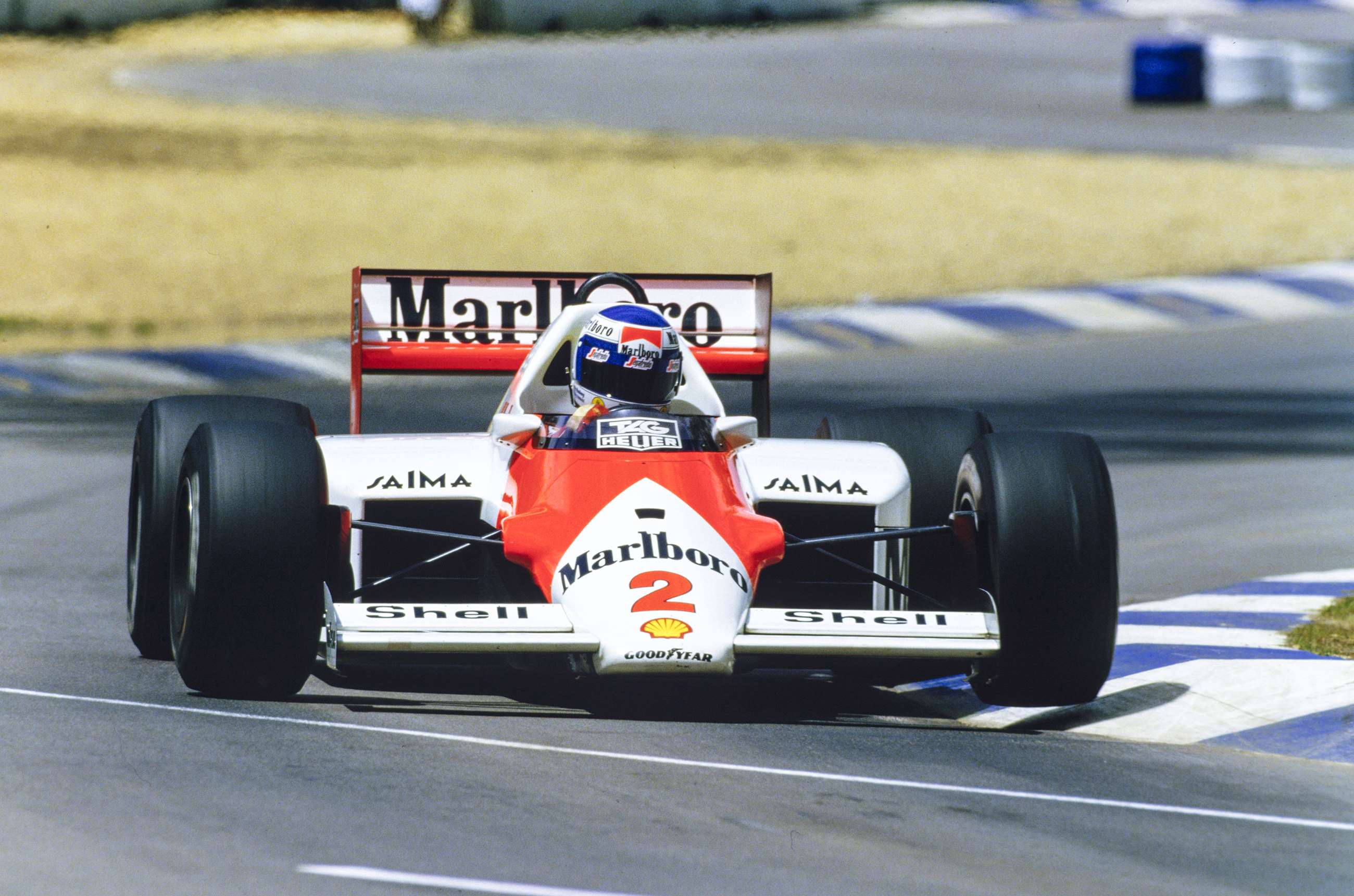 9 F1 drivers who were dominated by their team-mates | GRR