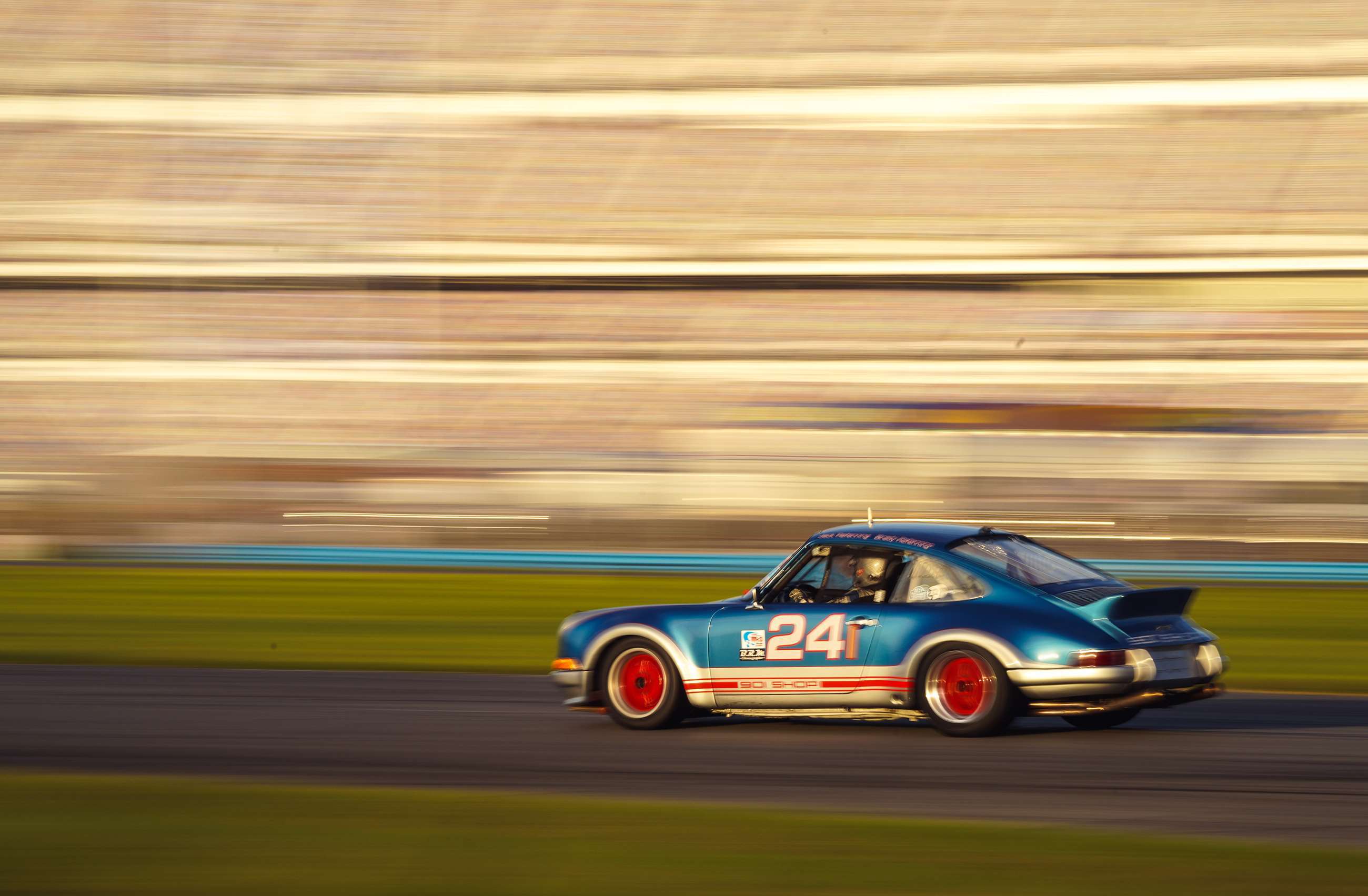 Sunrise makes racing cars look like art | GRR