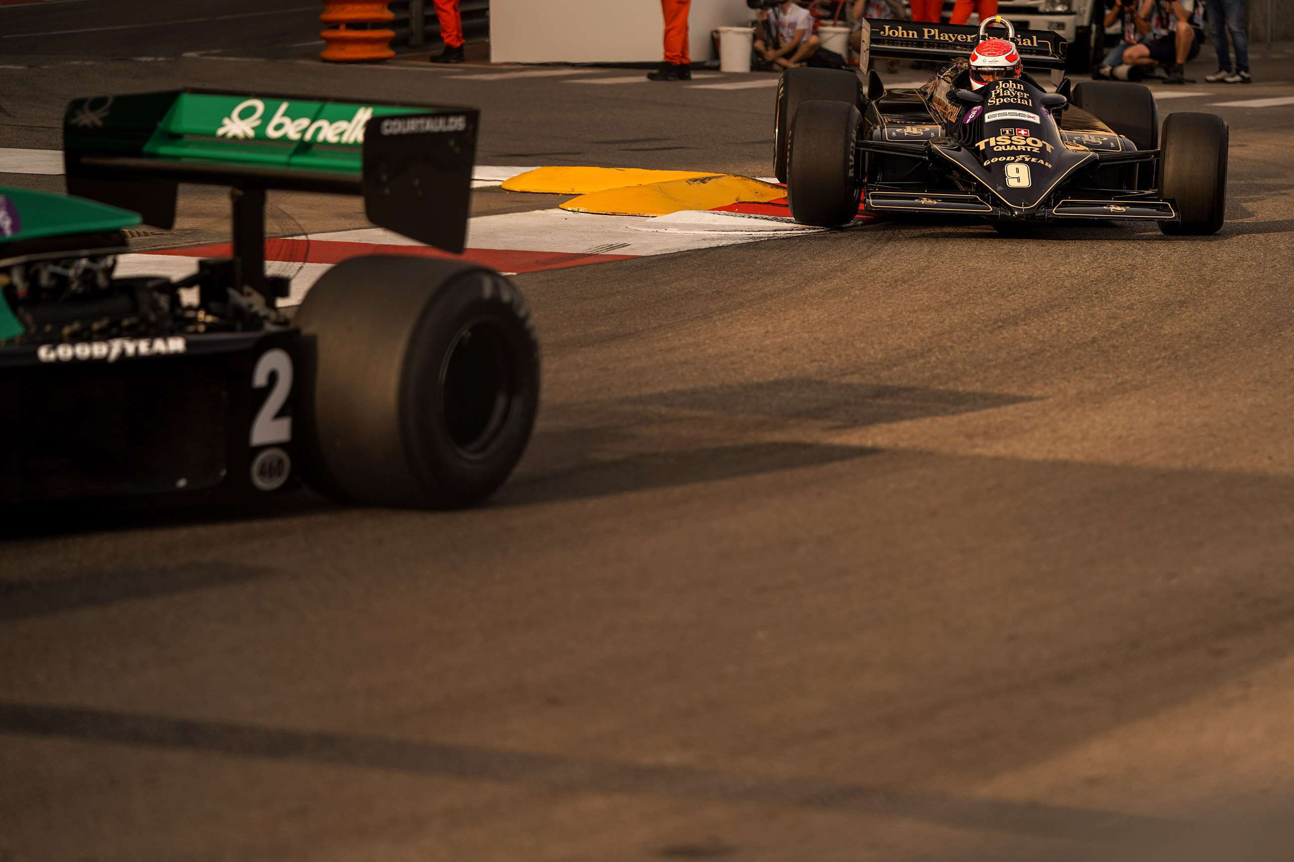 [Gallery] Retro '80s F1 cars battle at Monaco | GRR