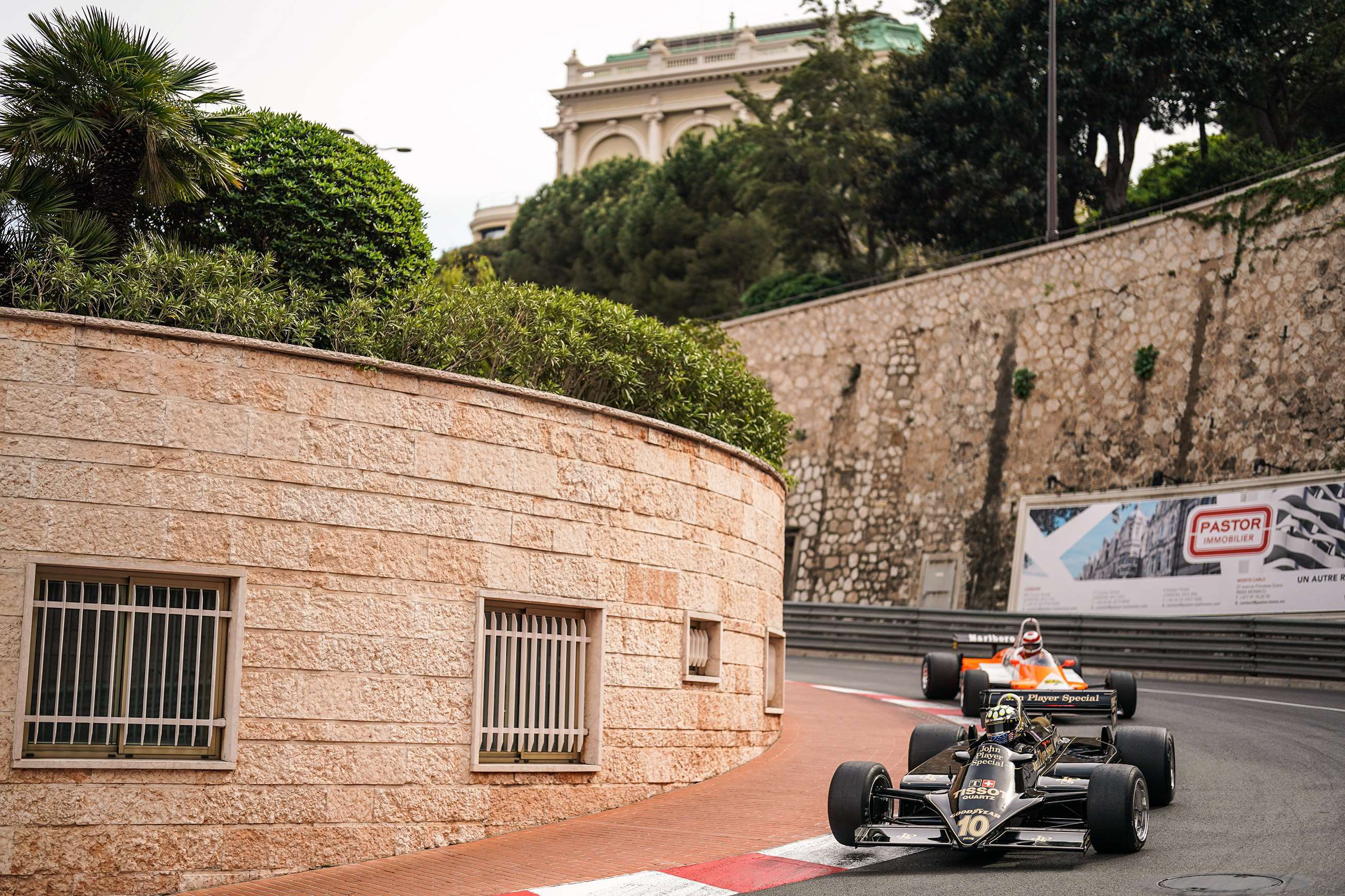 [Gallery] Retro '80s F1 cars battle at Monaco | GRR