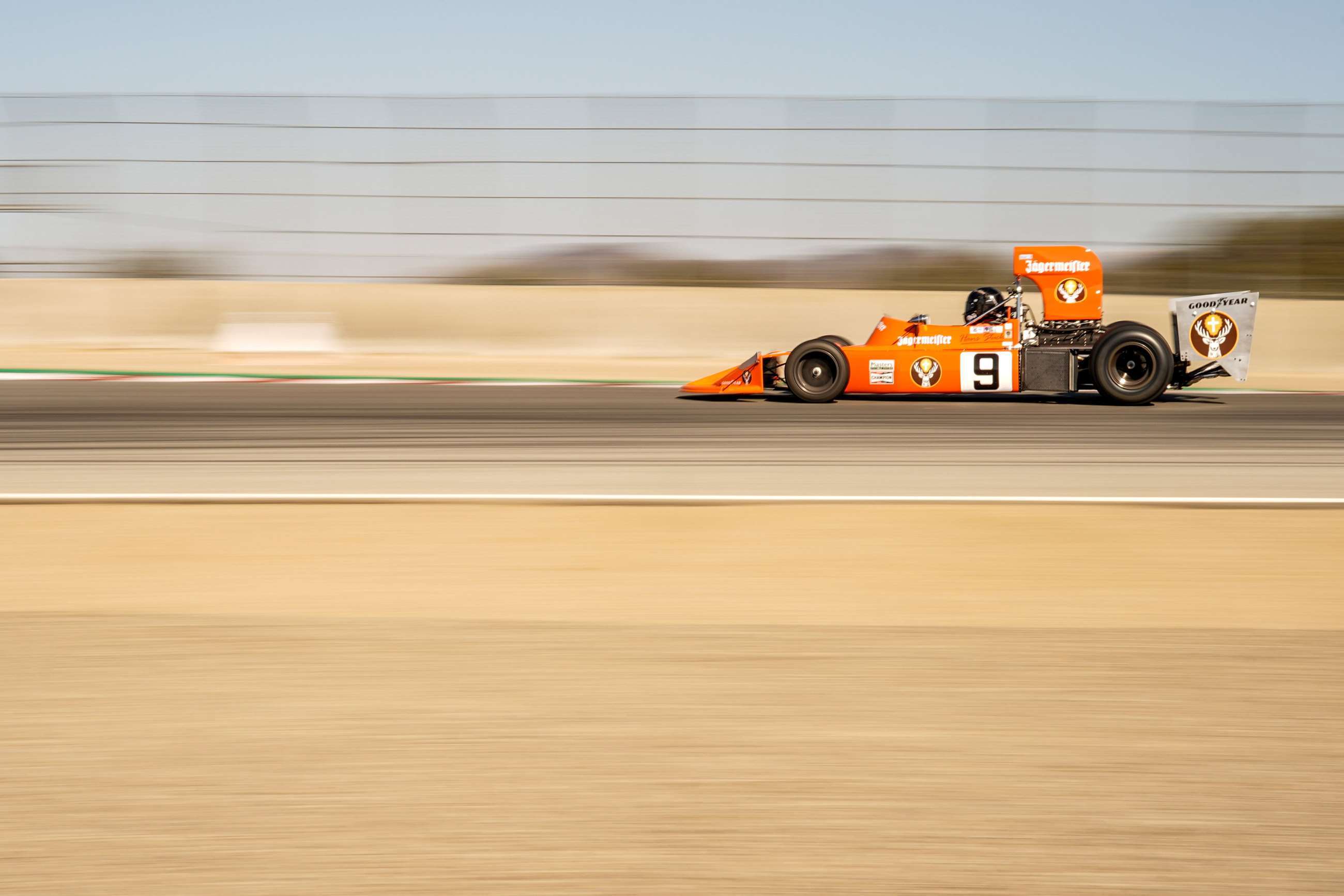 [Gallery] F1 cars flying at Laguna Seca | GRR
