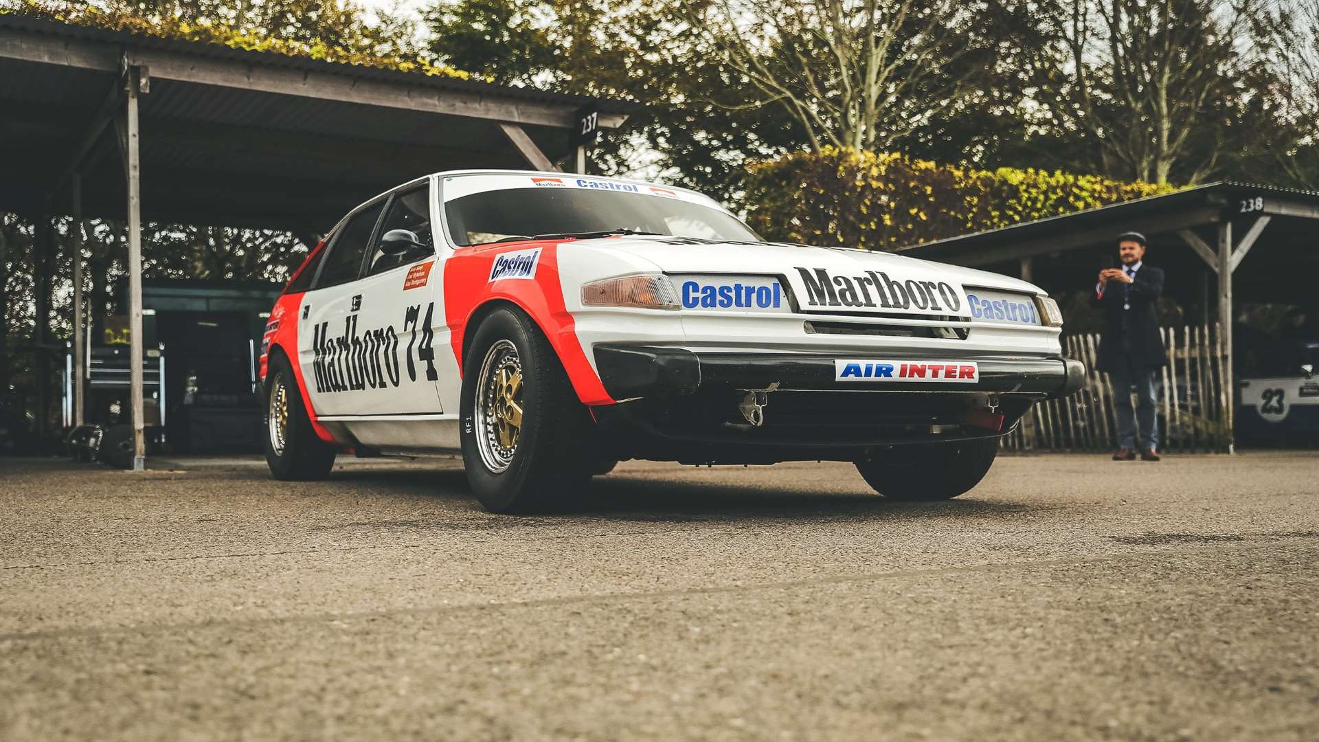 This is the first ever racing Rover SD1 | GRR