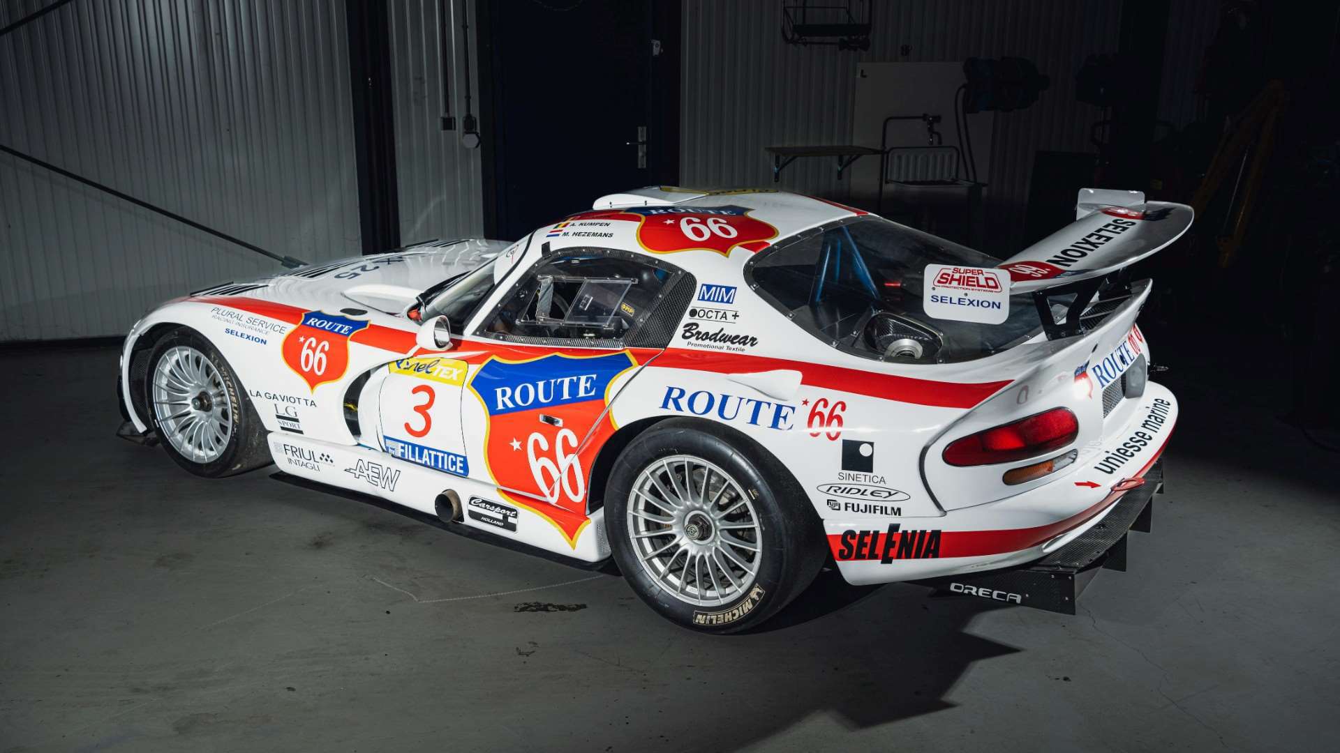 This Dodge Viper GTS-R is your ticket to an 80MM demo | GRR