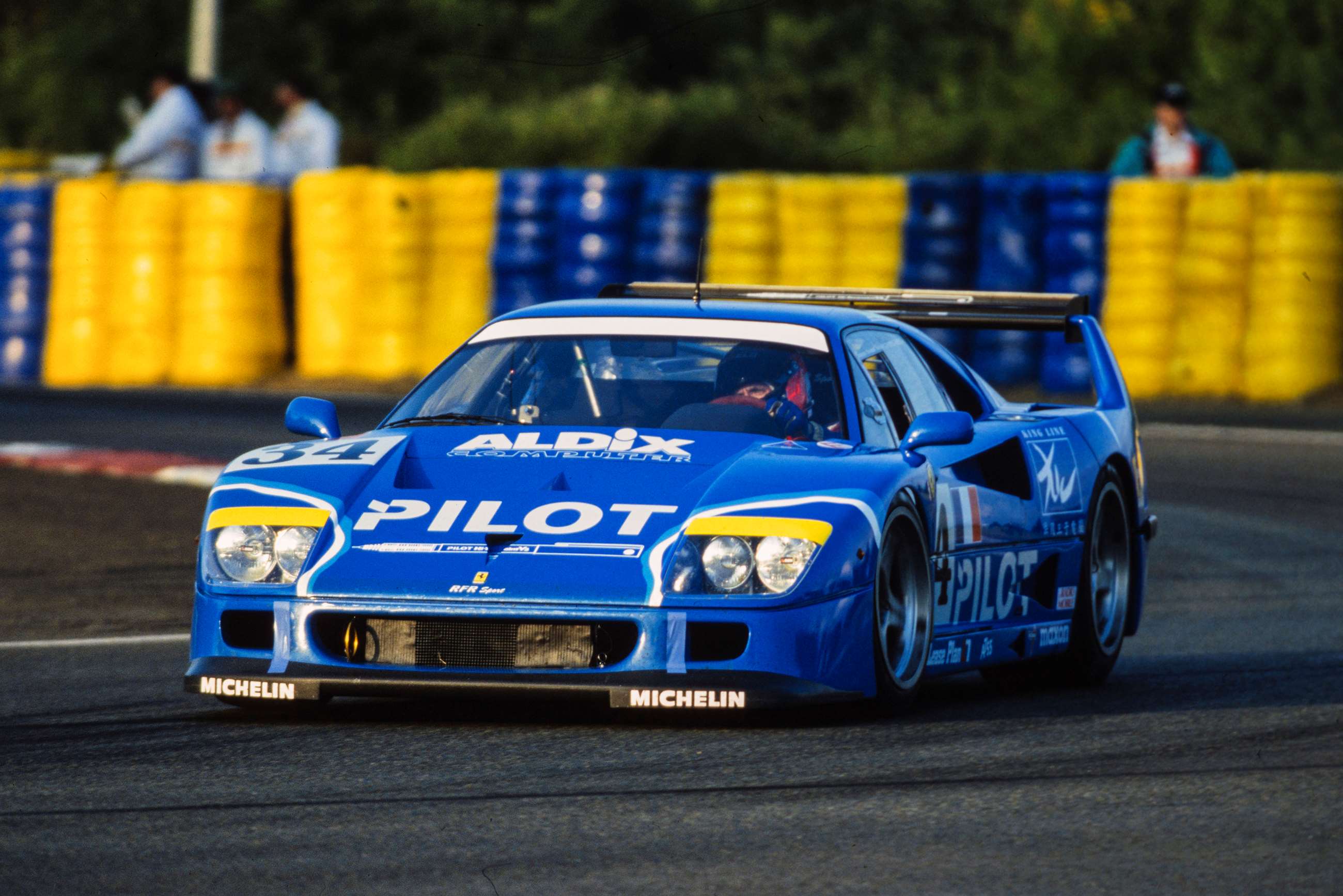 The 9 best Ferrari liveries that aren’t red | GRR