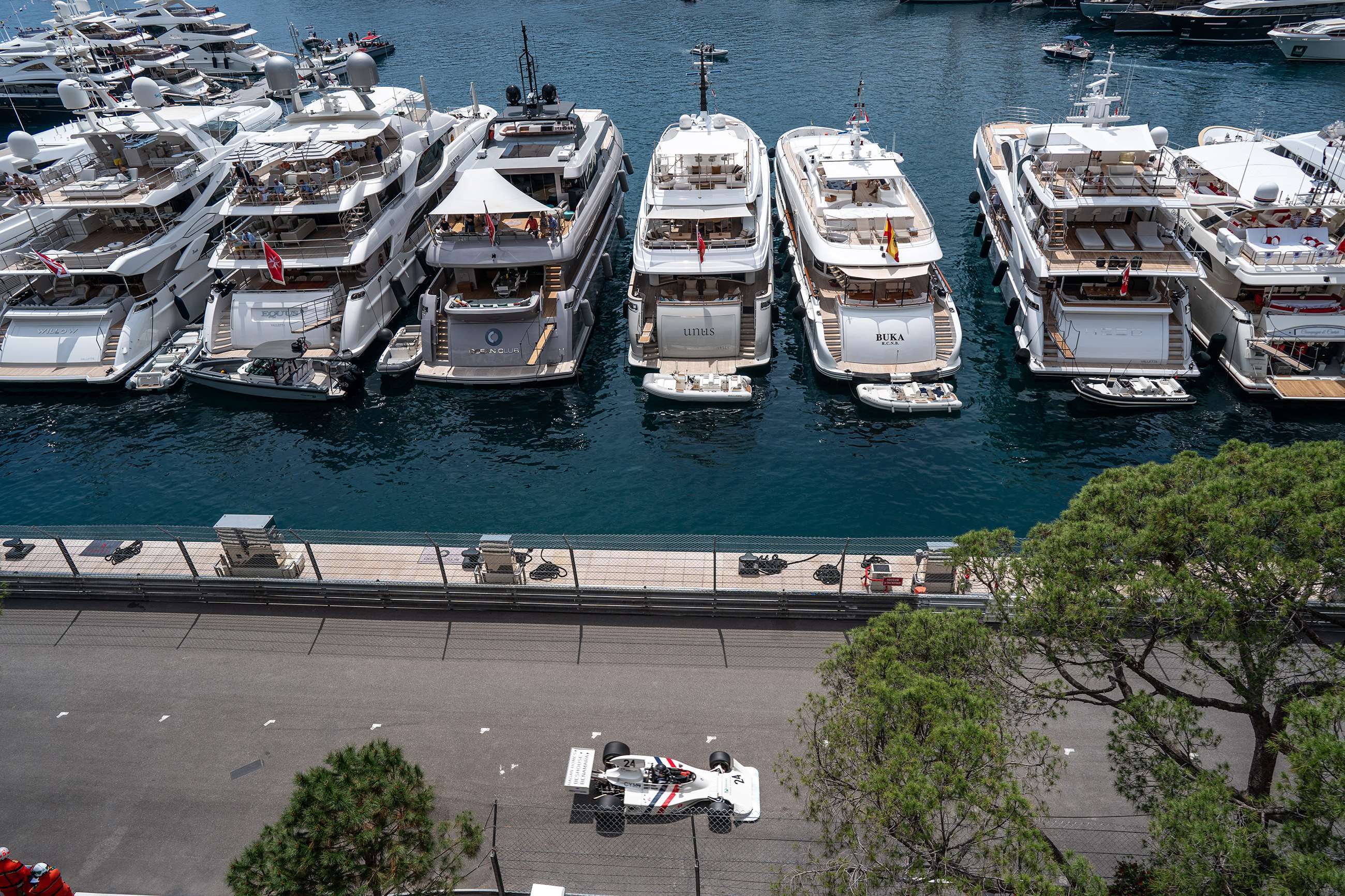 Historic F1 around Monaco at its most beautiful | GRR