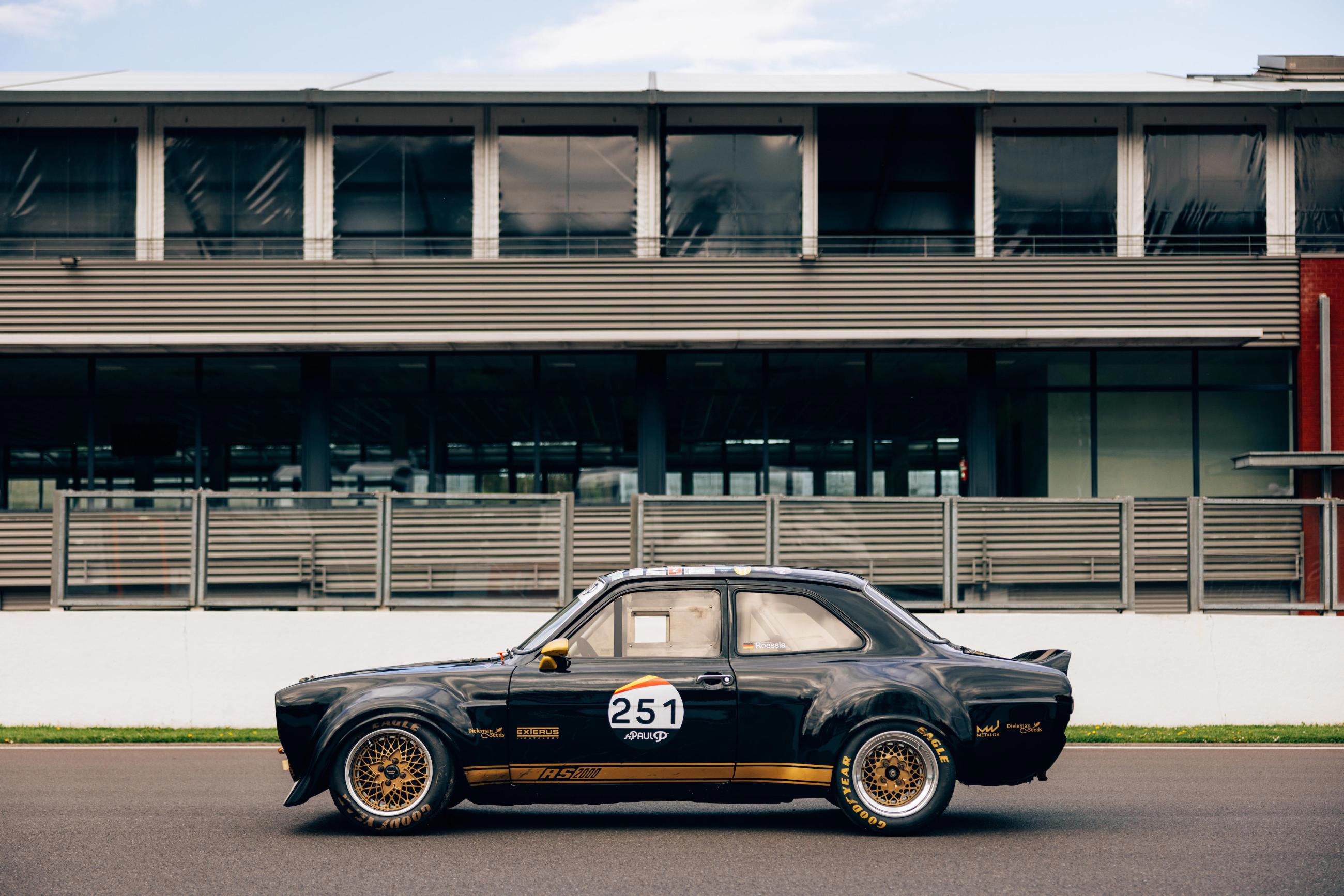 This fearsome Ford Escort RS2000 is for the circuit, not stage | GRR