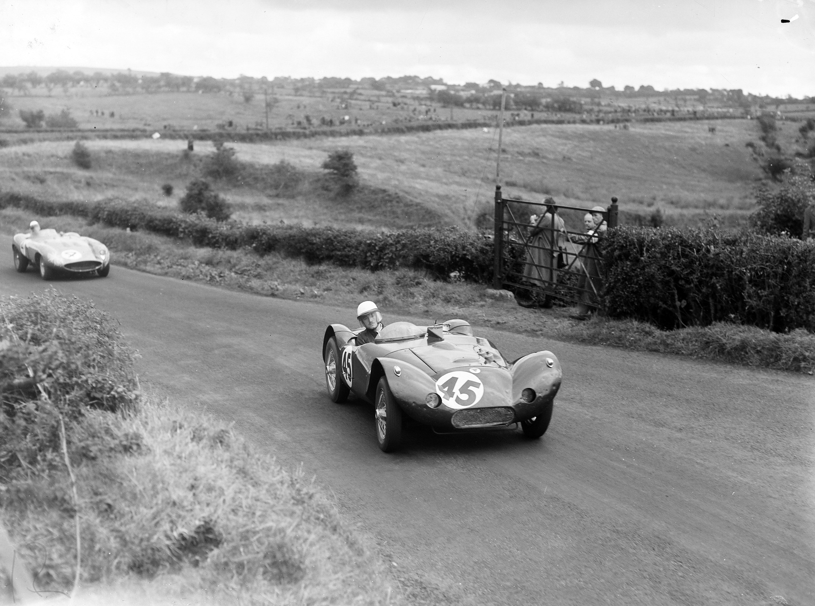 The RAC Tourist Trophy was once Britain’s greatest motor race | GRR