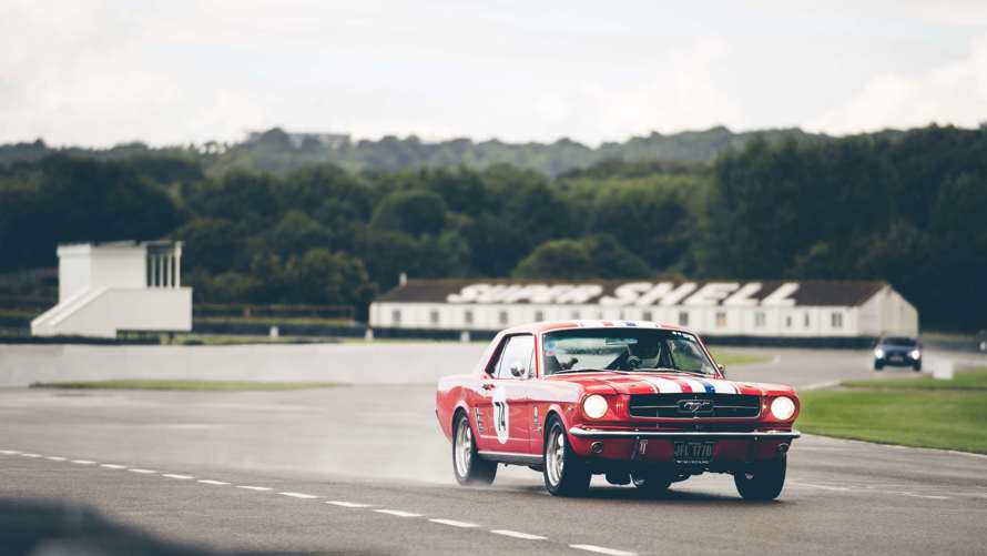 [Gallery] GRRC track day makes for incredible variety in the paddocks