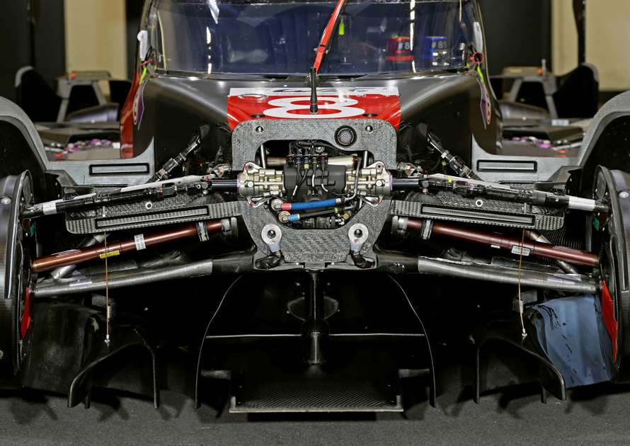 [Gallery] The Audi R18 in detail is basically modern art