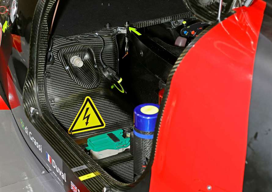 [Gallery] The Audi R18 in detail is basically modern art