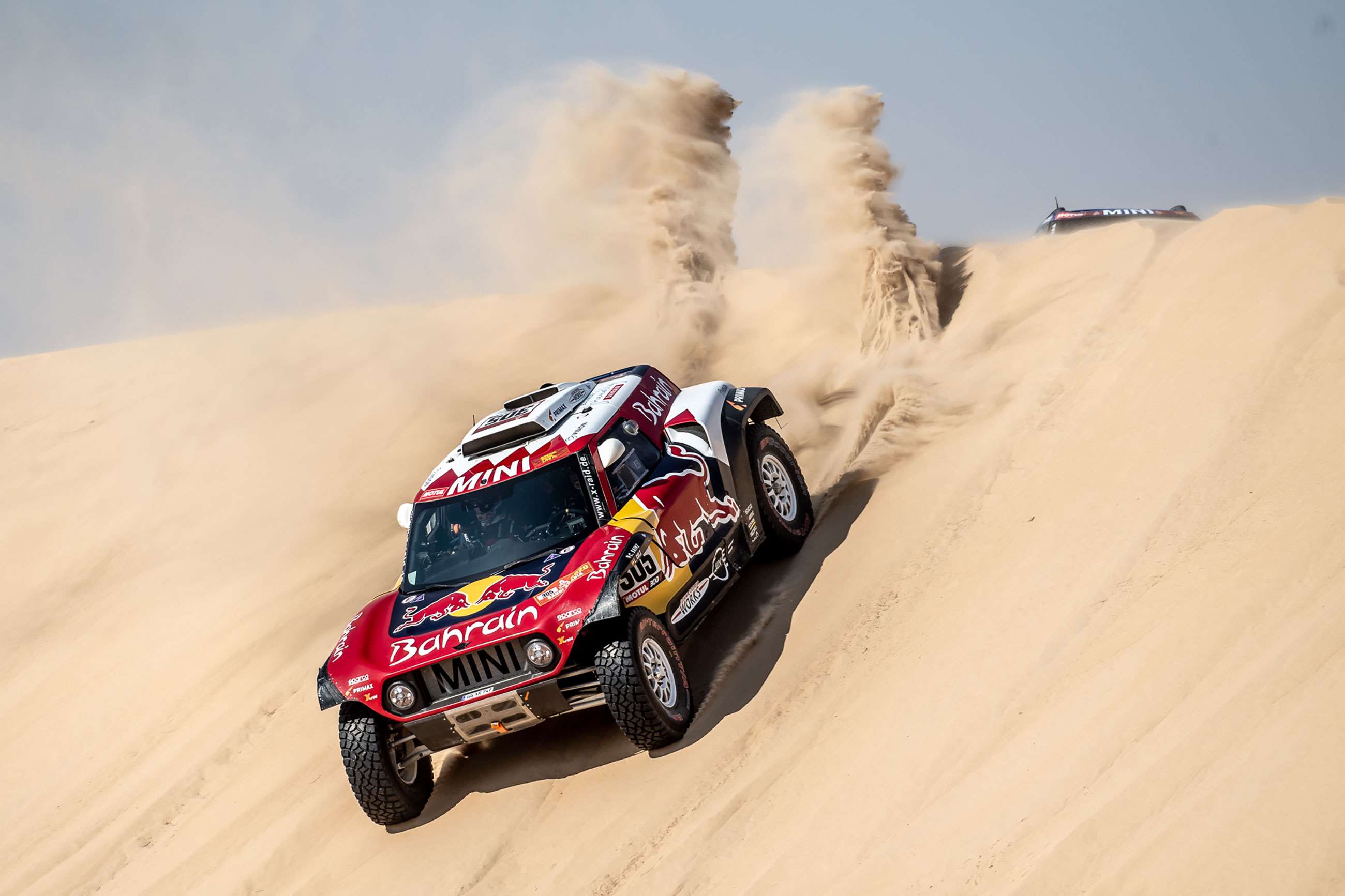 Young and old shine in Formula E and Dakar Rally | GRR