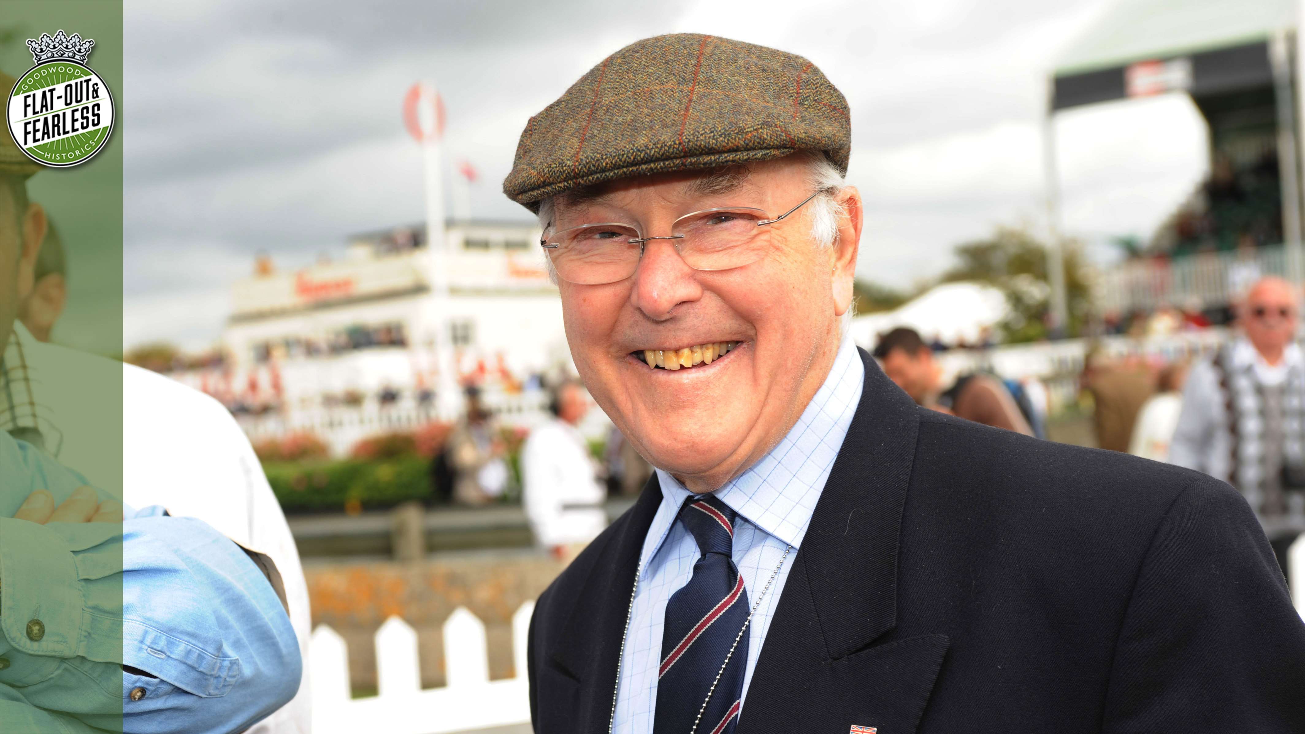 [Video] Murray Walker reviews the McLaren F1 | GRR