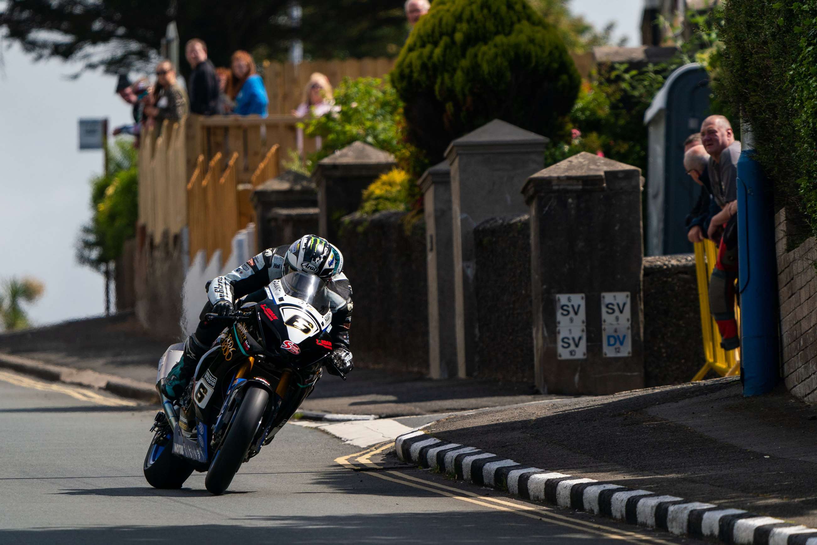 The eight best moments of the 2022 Isle of Man TT | GRR