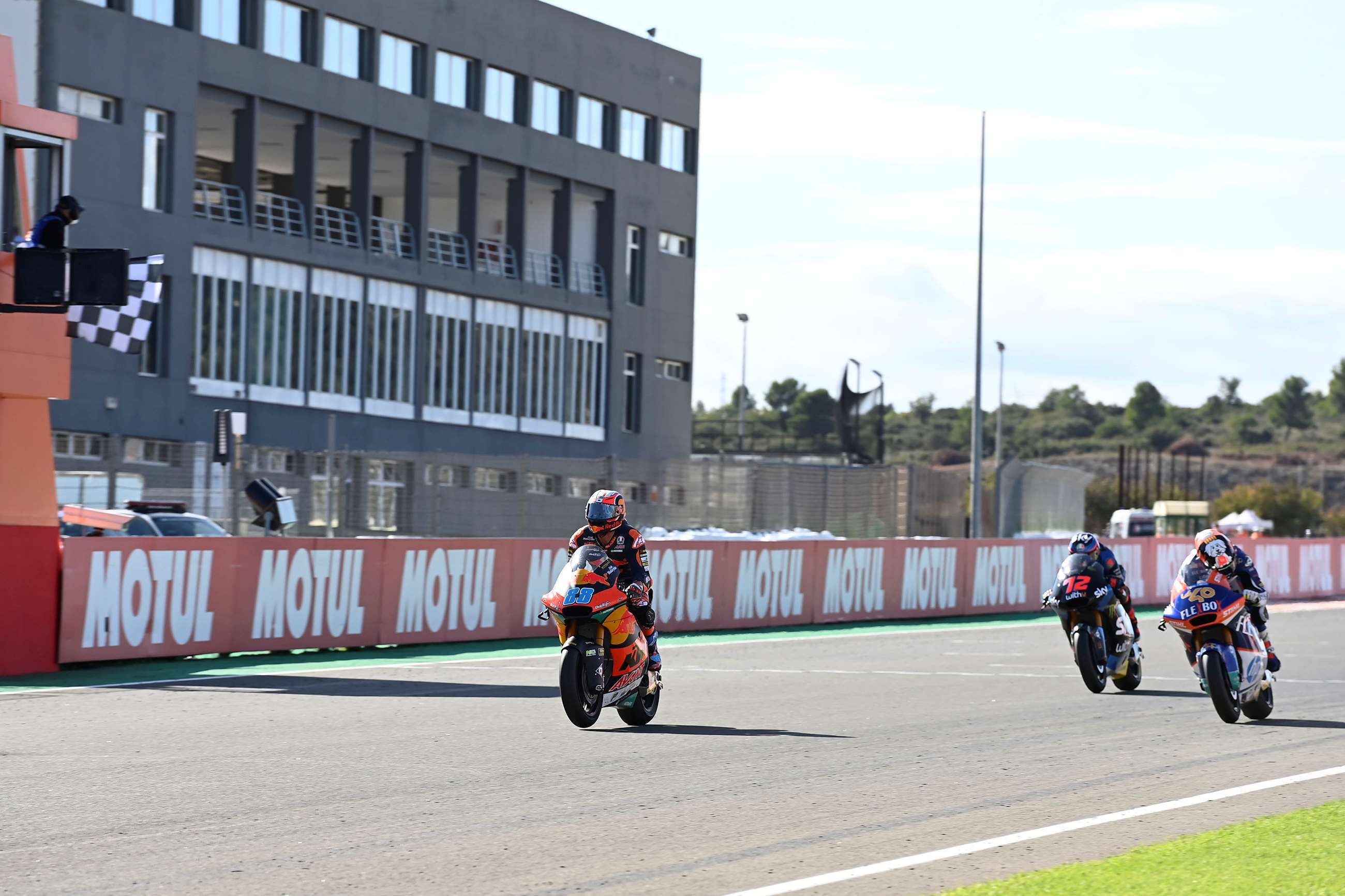 The new Moto2 bikes will be even more powerful | GRR