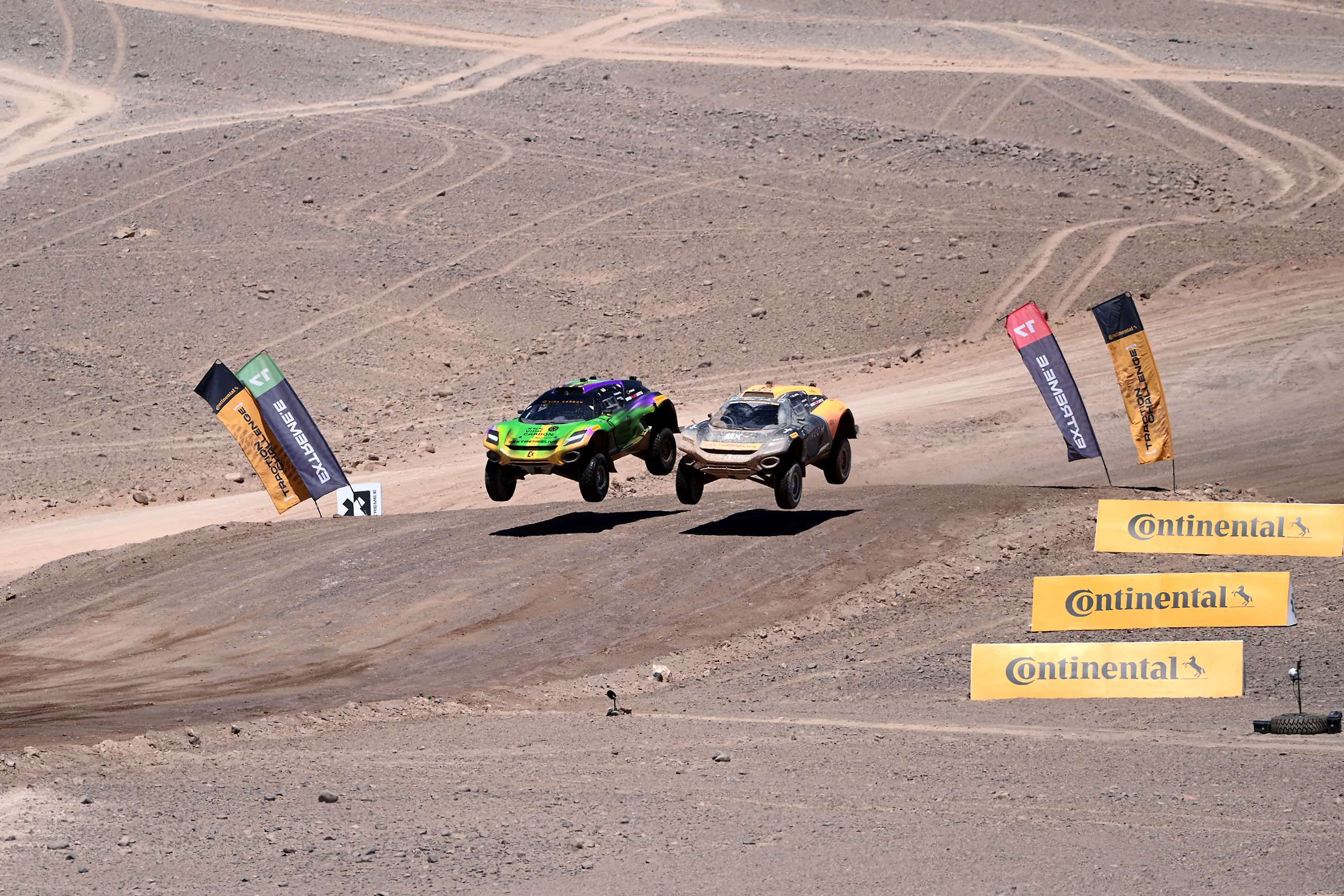 Lewis Hamilton’s X44 inherits Chile Extreme E victory | GRR