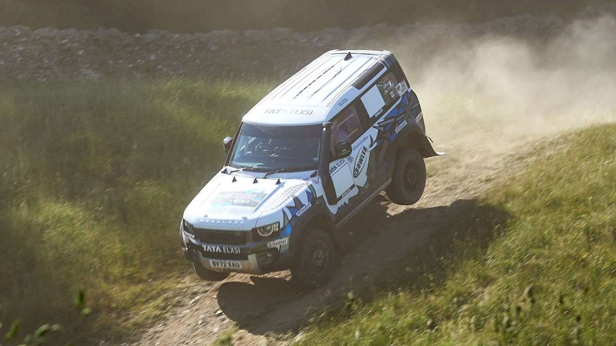 Learning to rally in a Bowler-prepared Land Rover Defender | GRR