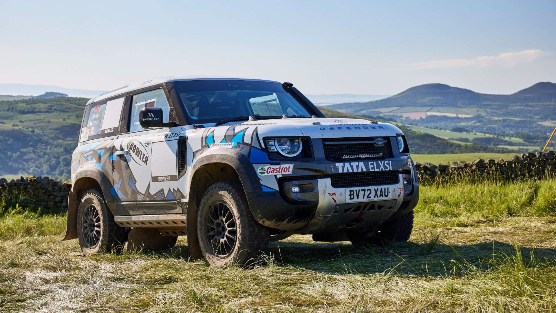 Learning to rally in a Bowler-prepared Land Rover Defender | GRR