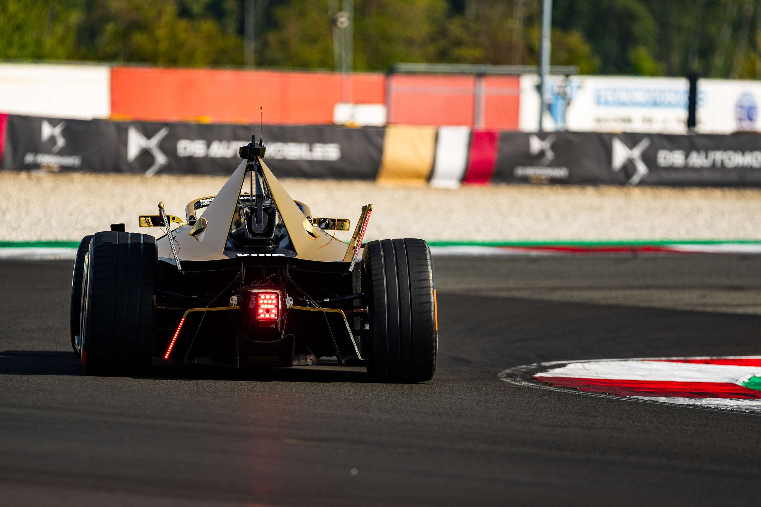 [Video] What it’s like to drive a Gen3 Formula E car | GRR