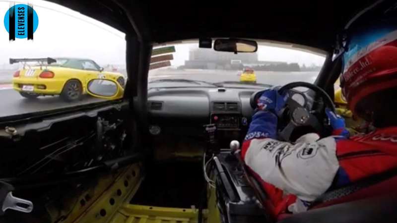 [Video] Kei Car racing around a sopping wet Fuji is the best | GRR