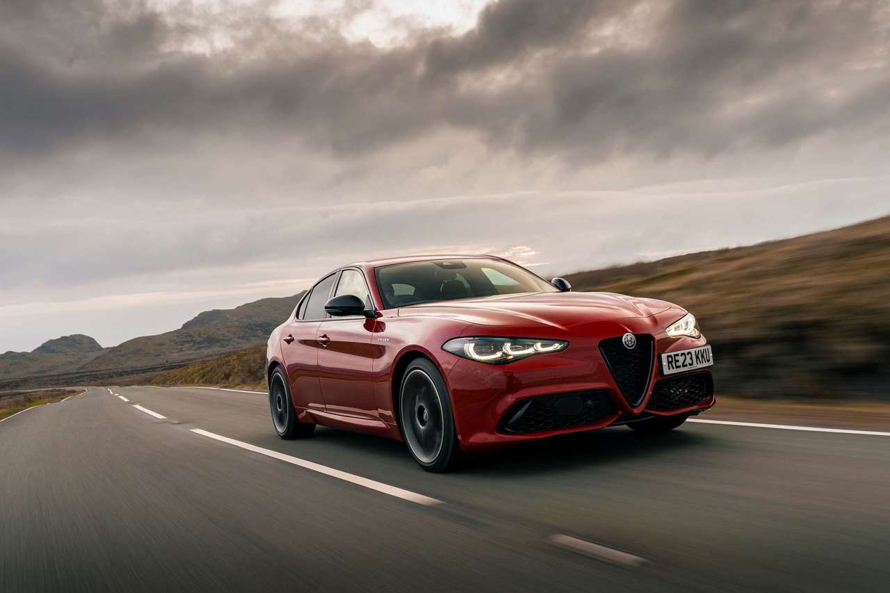 First Drive: Alfa Romeo Giulia 2023 Review | GRR