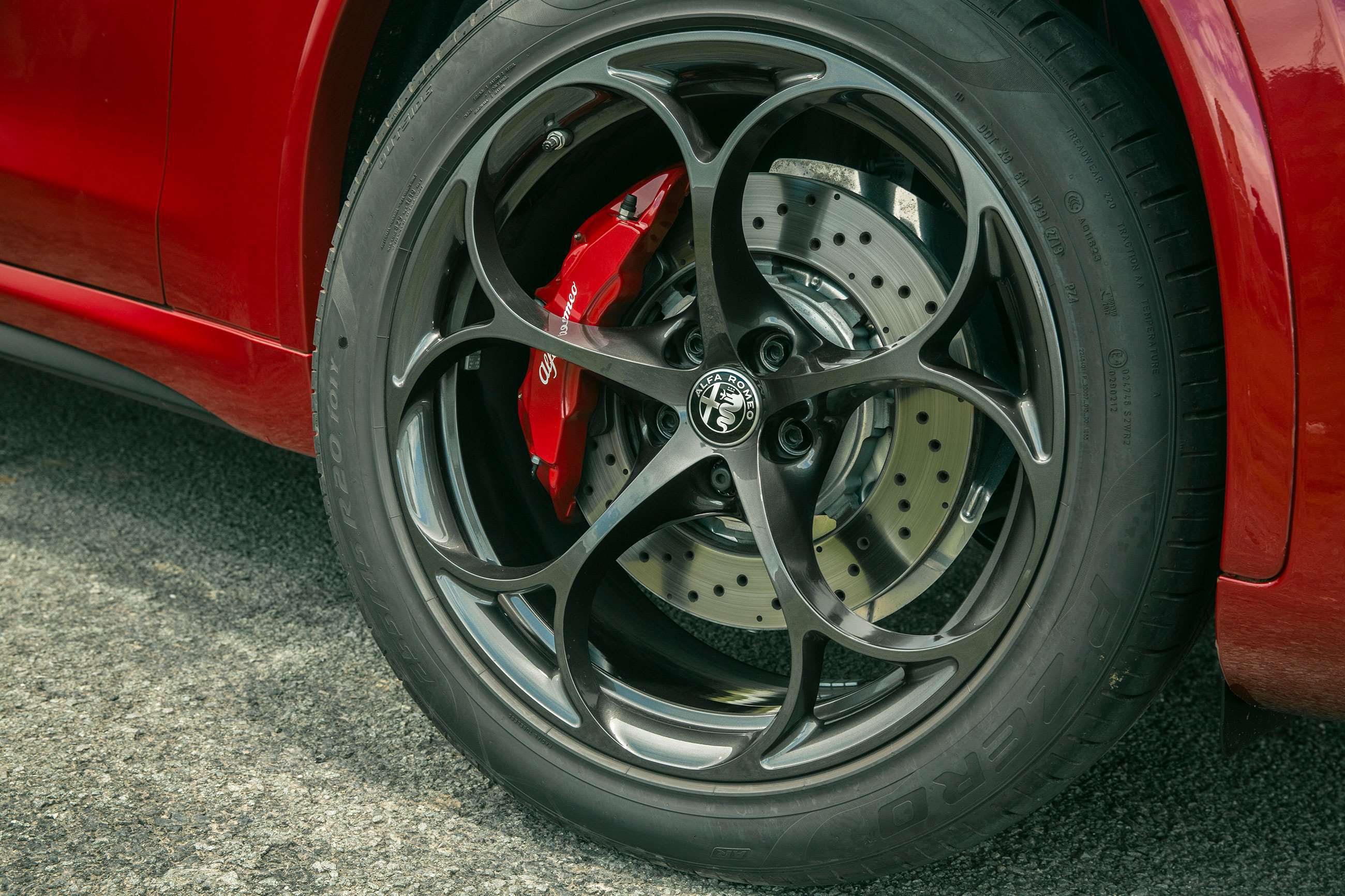 Goodwood Test: 2021 Alfa Romeo Stelvio Quadrifoglio Review | GRR