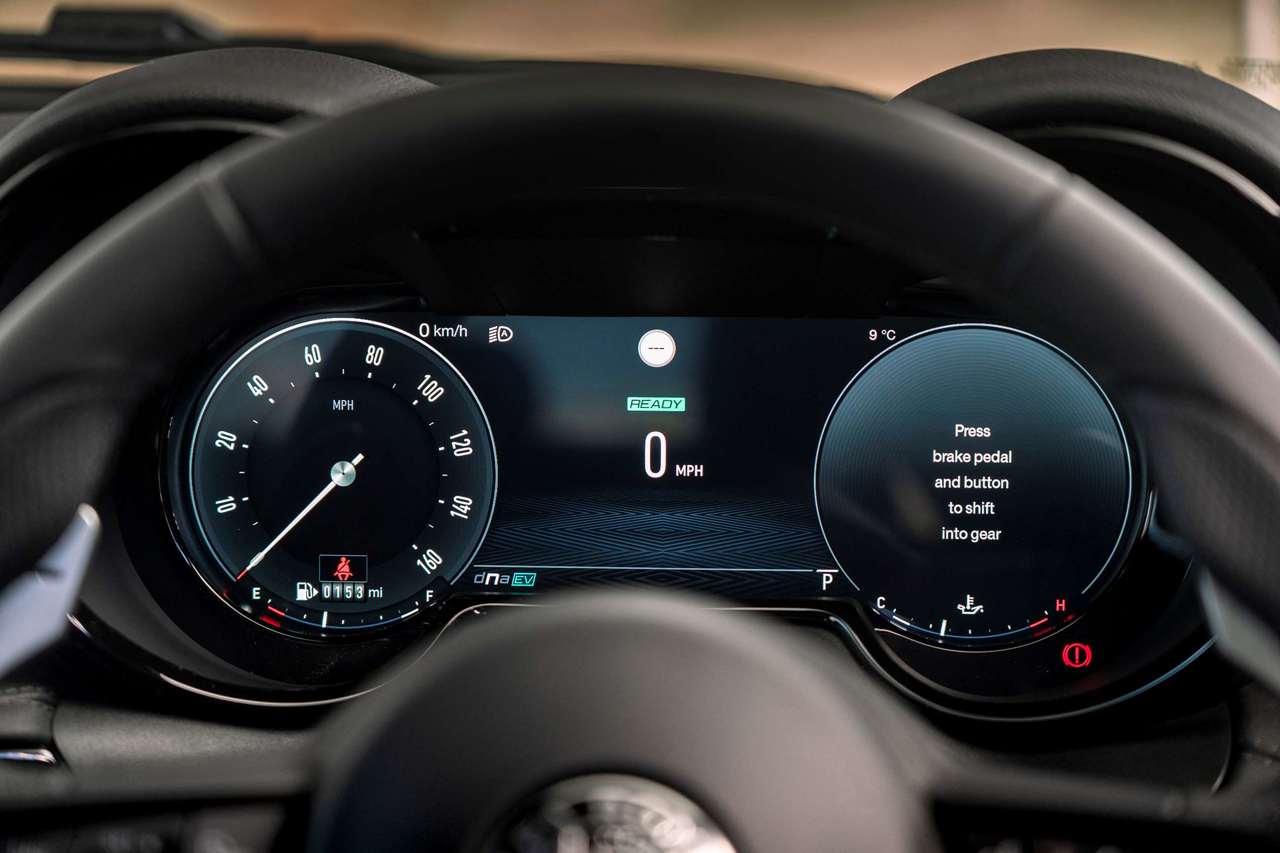 First Drive: Alfa Romeo Tonale 2022 UK Review | GRR