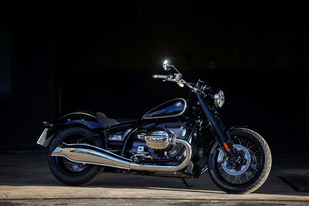 First Ride: 2021 BMW R18 Review | GRR