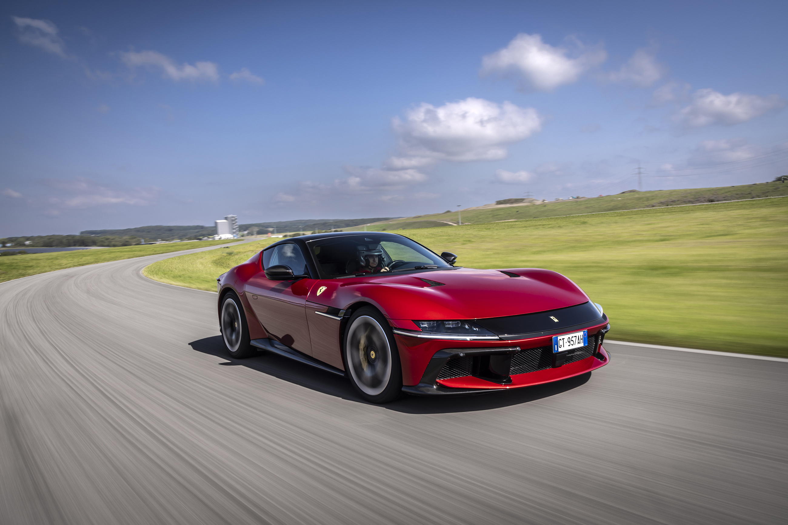 Ferrari 12Cilindri 2024 review | First Drive