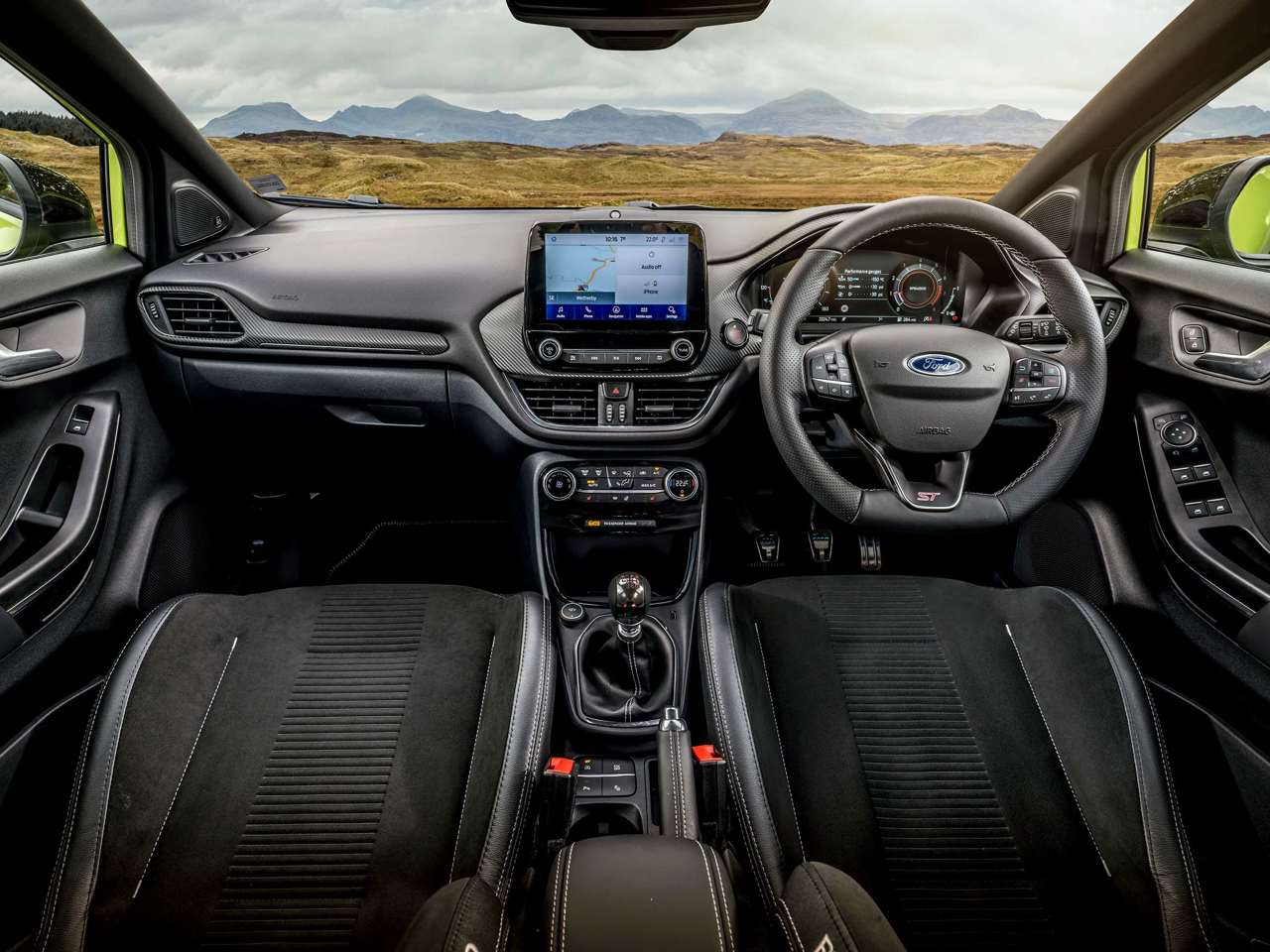 First Drive: 2021 Ford Puma ST Review | GRR