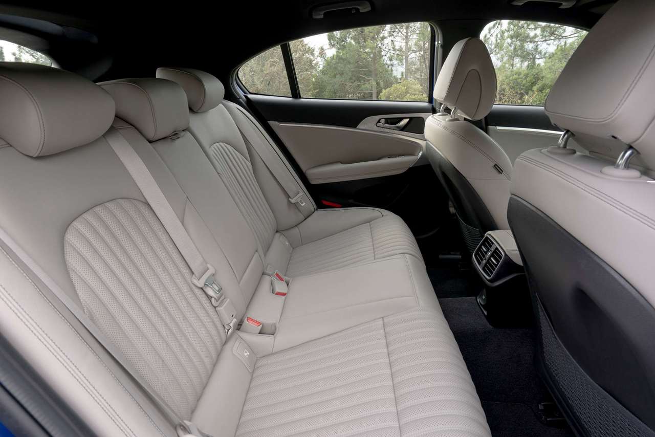 First Drive: 2021 Genesis G70 Shooting Brake Review | GRR