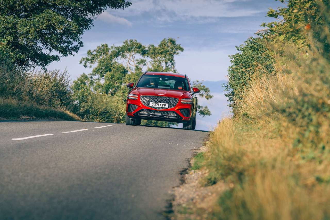 First Drive: 2021 Genesis GV70 Review | GRR