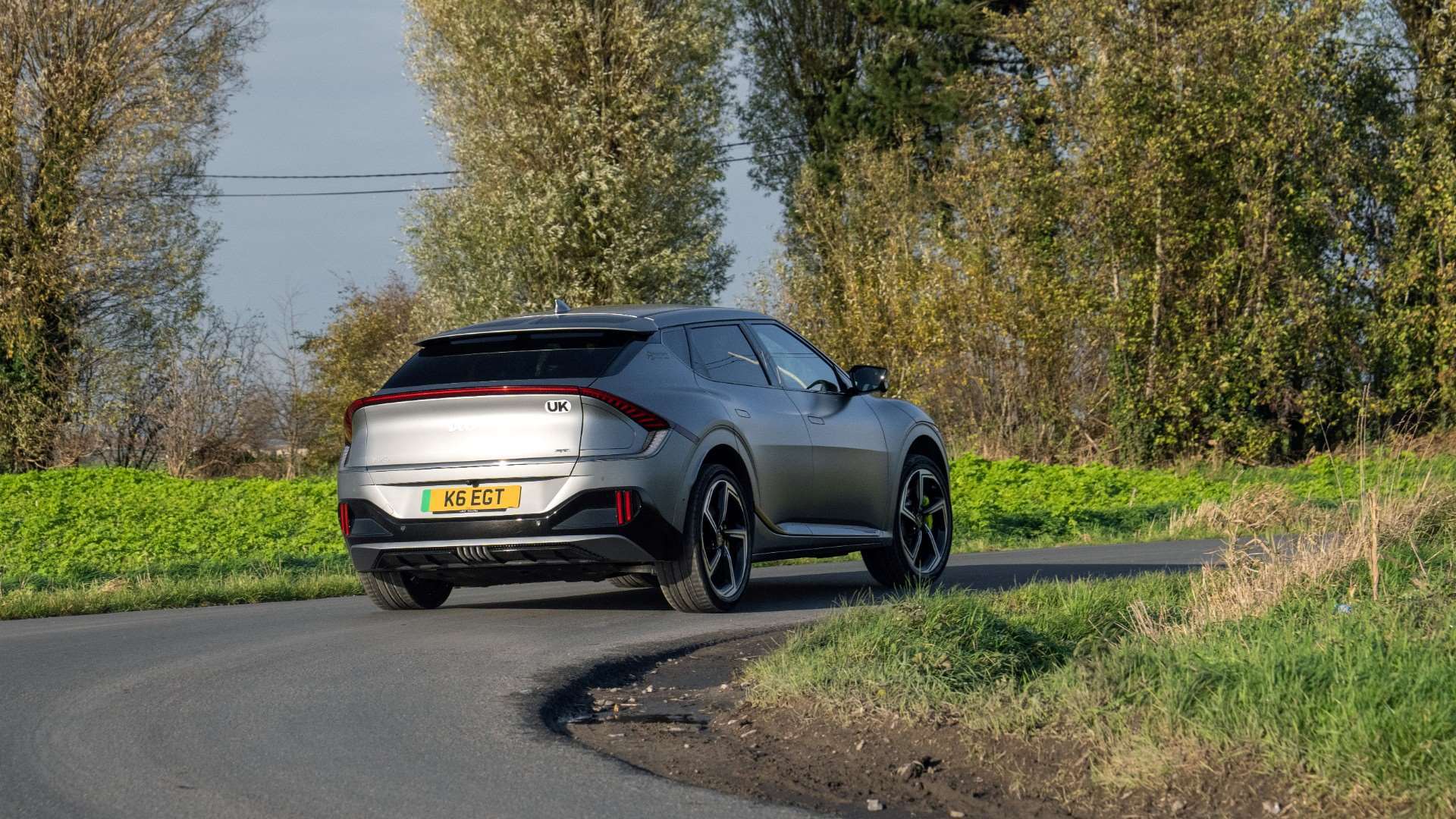 First Drive: Kia EV6 GT 2022 Review | GRR