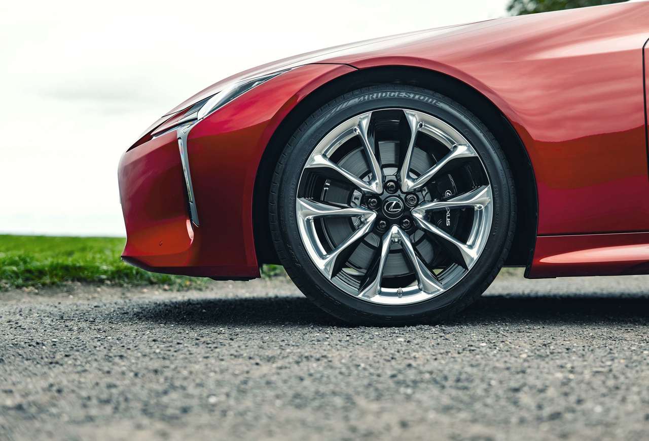 Goodwood Test: Lexus LC500 Convertible 2022 Review | GRR