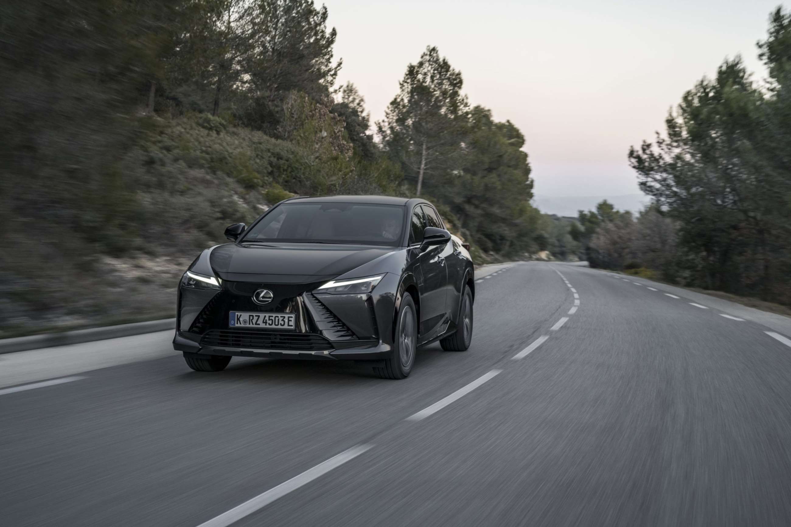 Lexus RZ 450e 2023 Review | First Drive | GRR