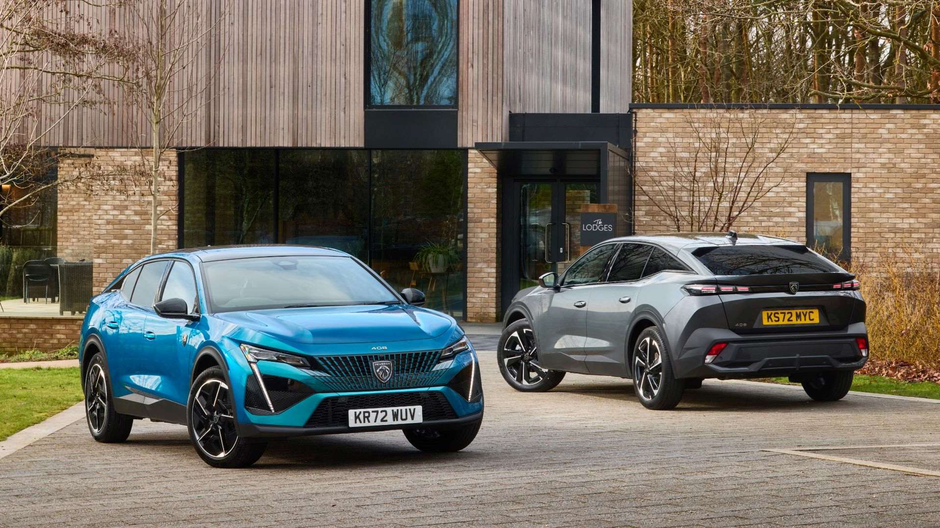 First Drive: Peugeot 408 2023 Review | GRR