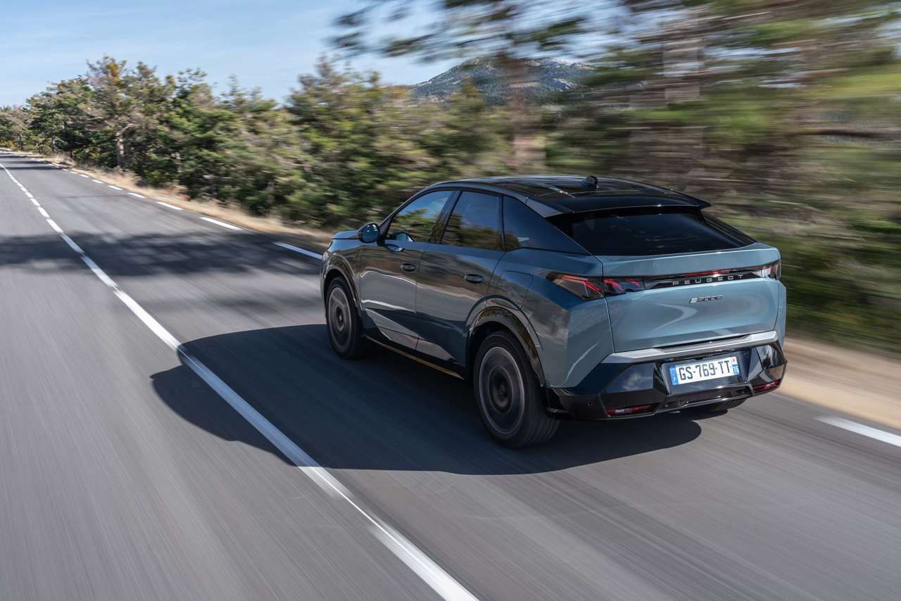 Peugeot e-3008 2024 Review | First Drive | GRR