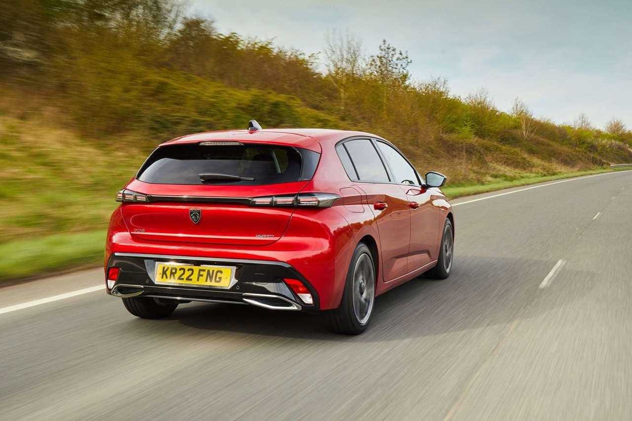 Goodwood Test: Peugeot 308 Hybrid 2022 Review | GRR