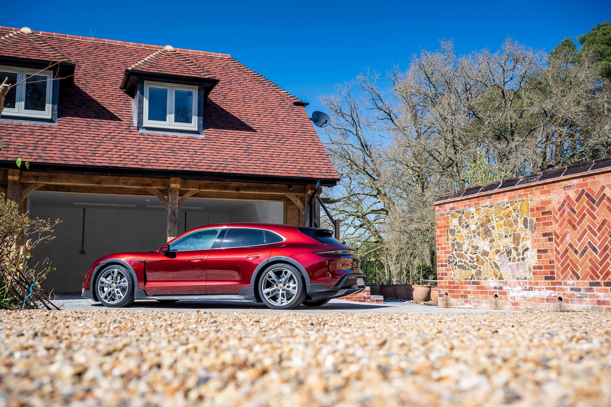 First Drive: 2021 Porsche Taycan Turbo Cross Turismo Review | GRR