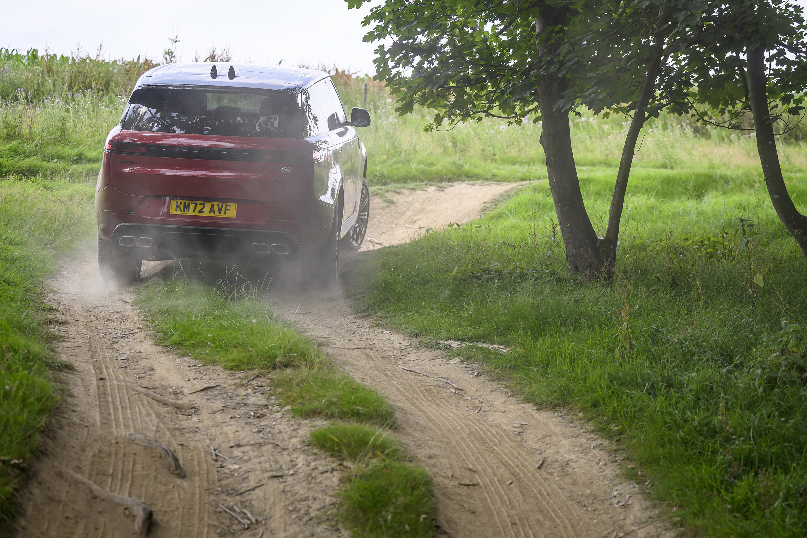 Range Rover Sport P550e 2024 review | Goodwood Test