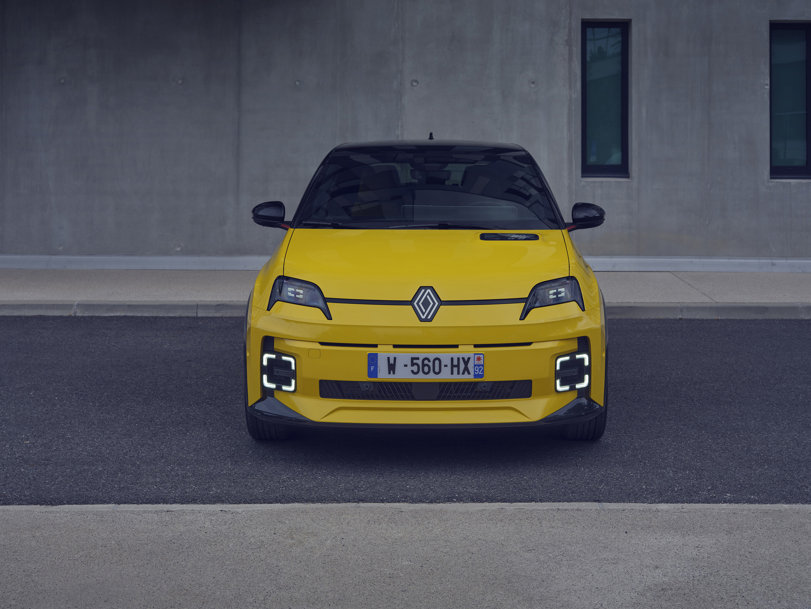 Renault 5 E-Tech 2024 review | First Drive