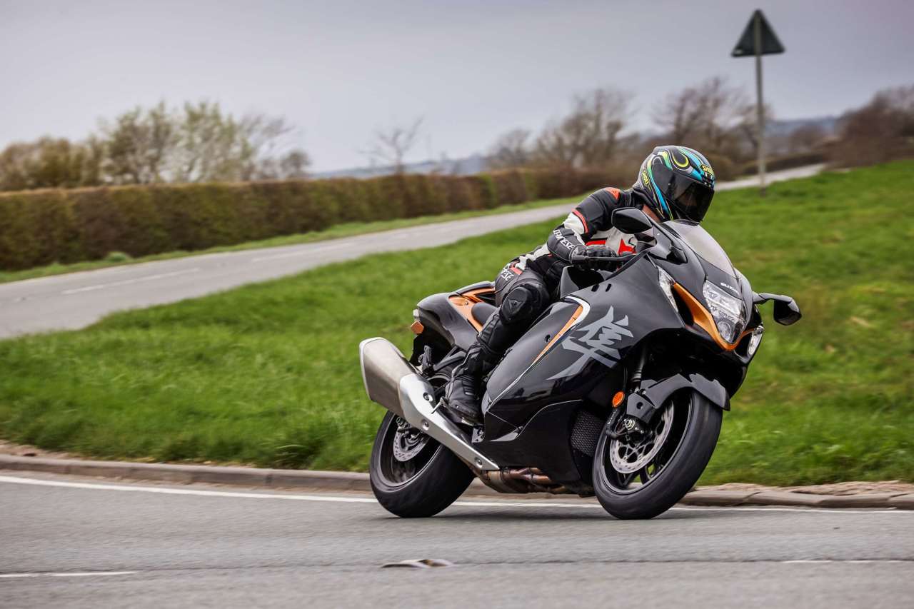 [First ride] 2021 Suzuki Hayabusa Review | GRR