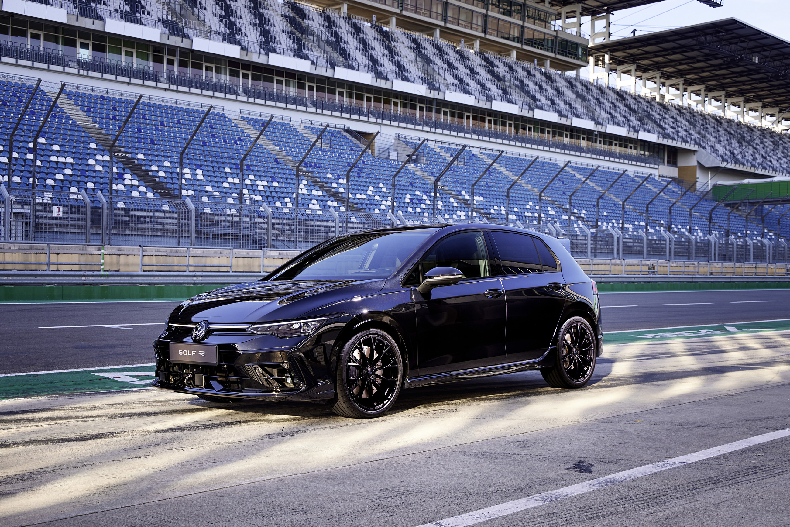 Volkswagen Golf R 2024 review | First Drive