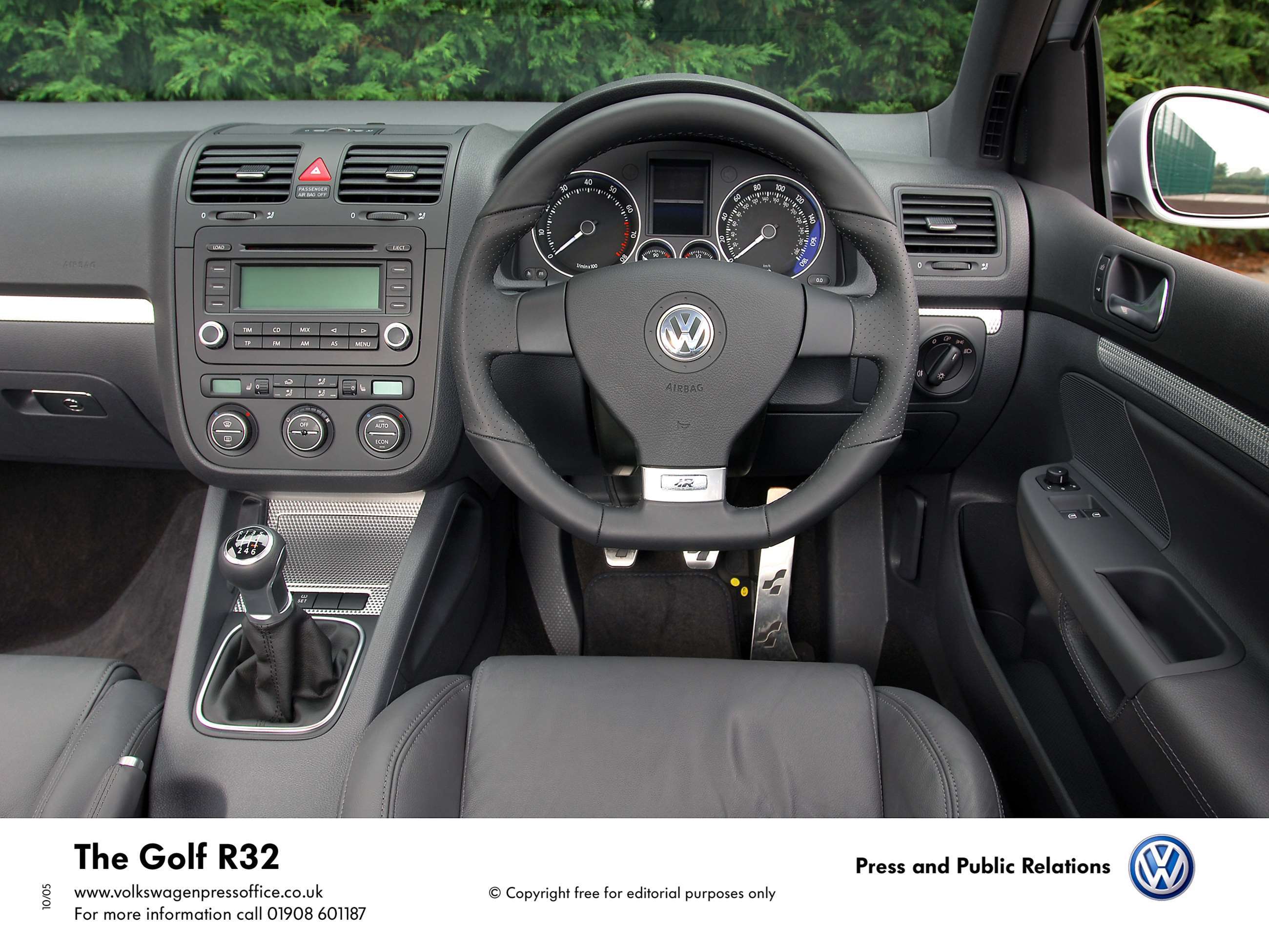 Future Classics: Volkswagen Golf R32 Review | GRR