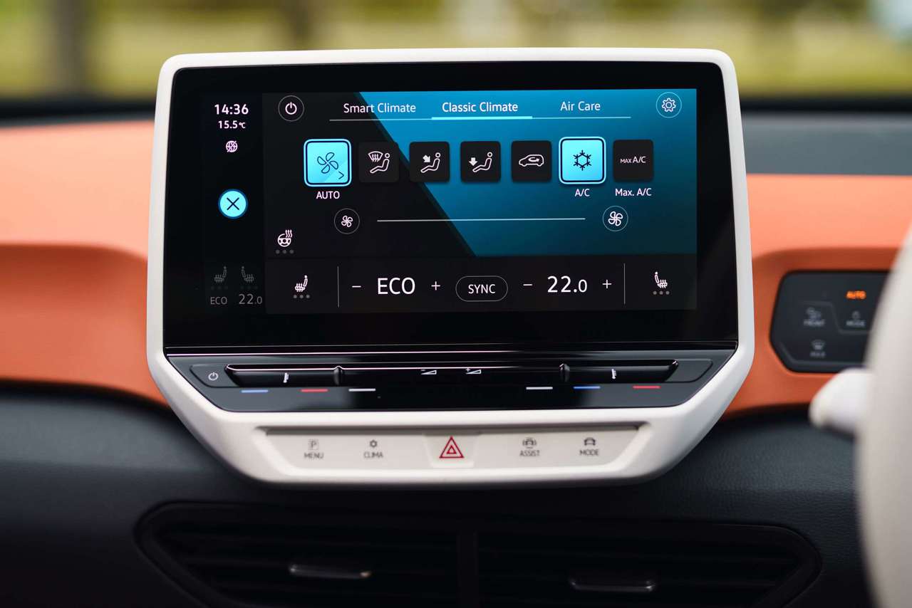 Goodwood Test: 2021 Volkswagen ID.3 Review | GRR