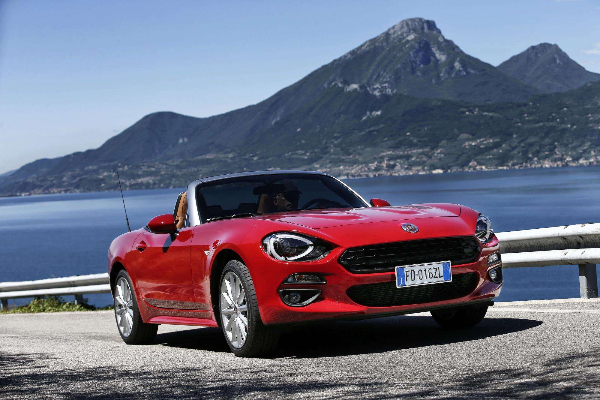 Review: Fiat 124 – The classic Italian roadster, reinvented for the ...
