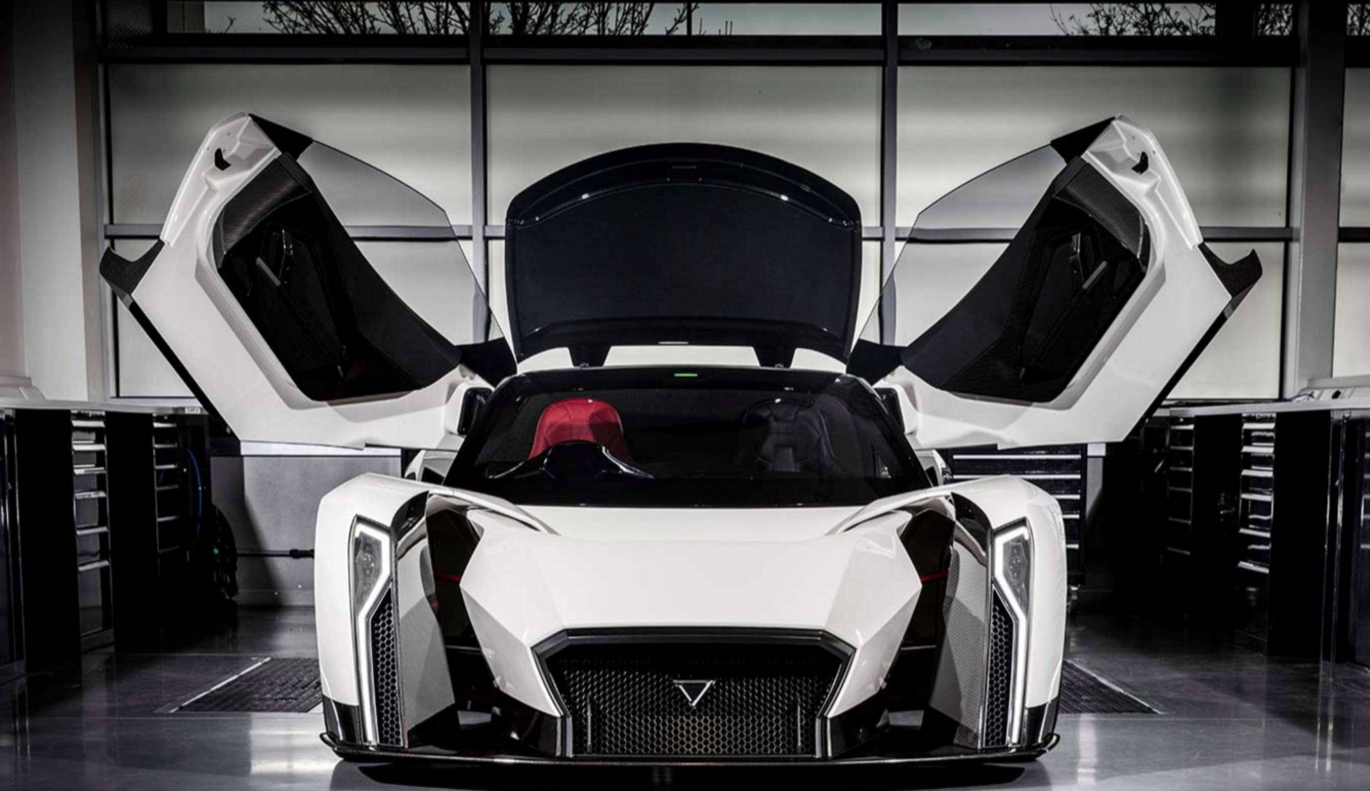Ian Cluett of Williams Advanced Engineering on their 200mph Dendrobium ...
