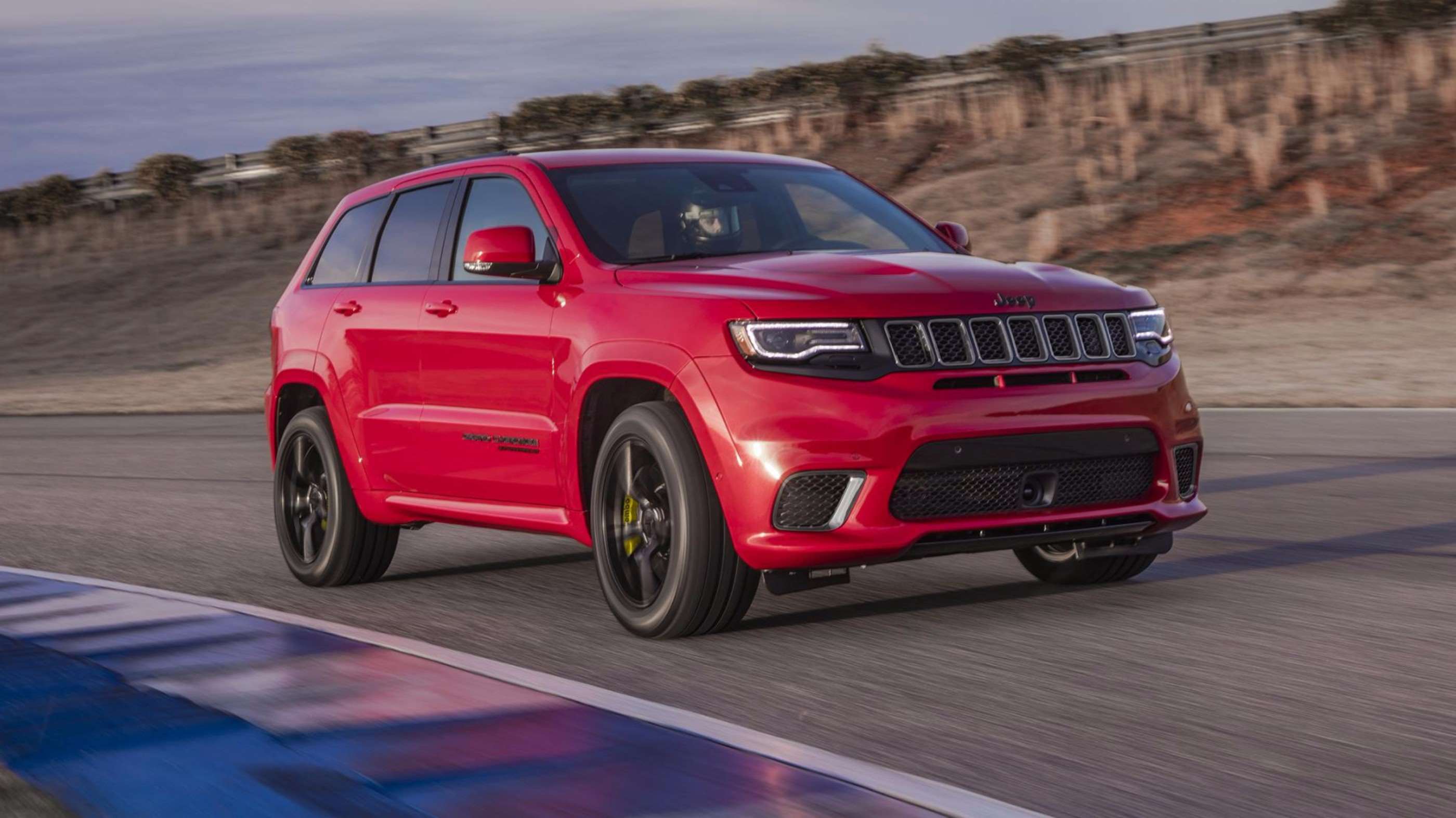 The new Jeep Trackhawk is as fast as a McLaren 570GT