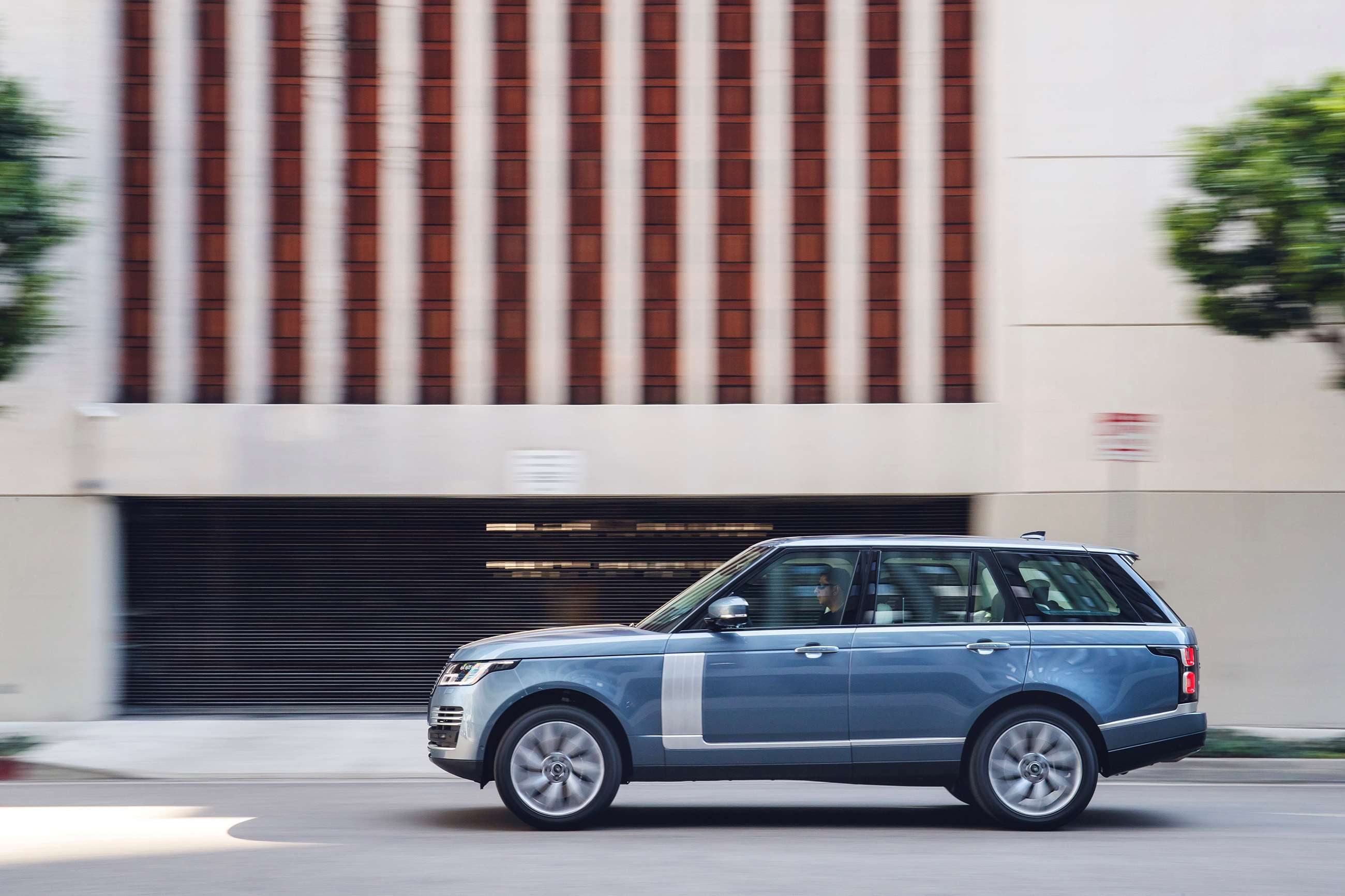 First Drive: Range Rover PHEV